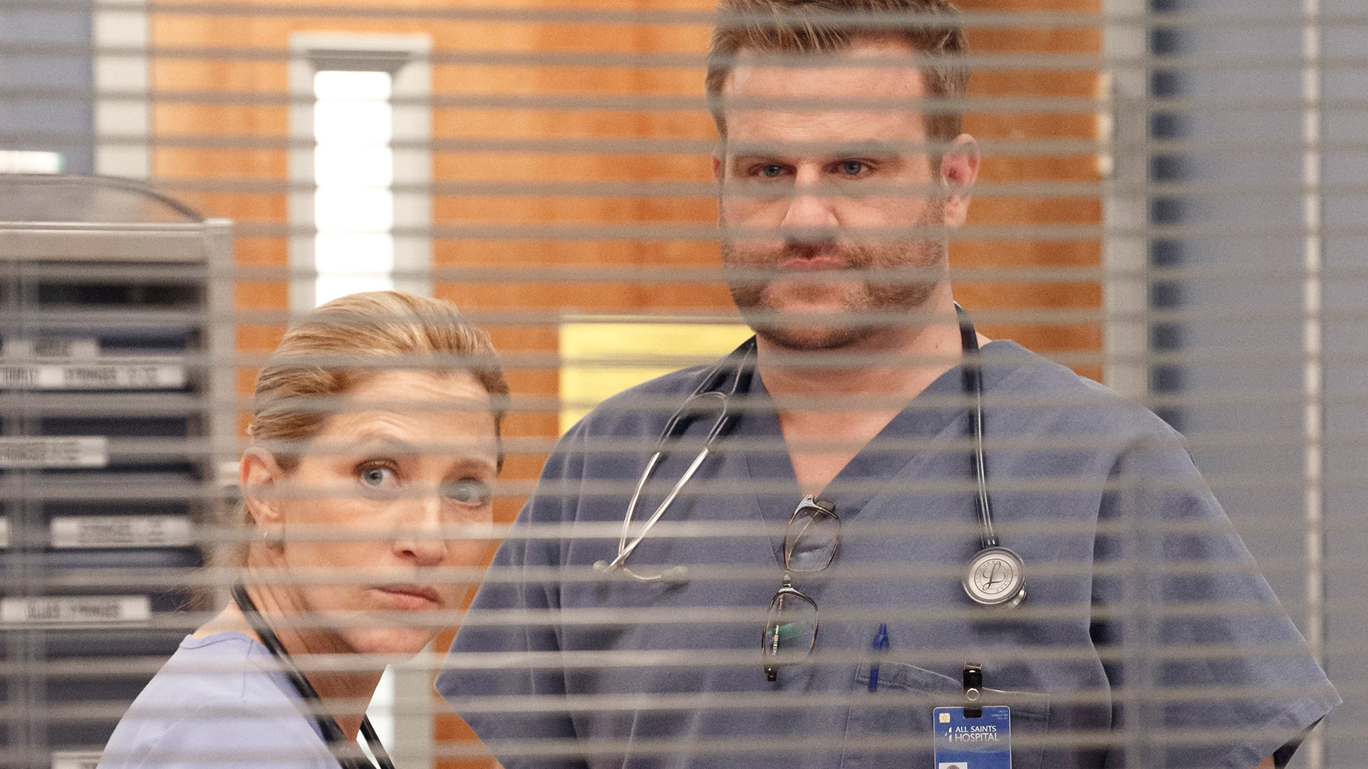 Watch Nurse Jackie Season 6 Episode 7: Rat on a Cheeto - Paramount+ ...