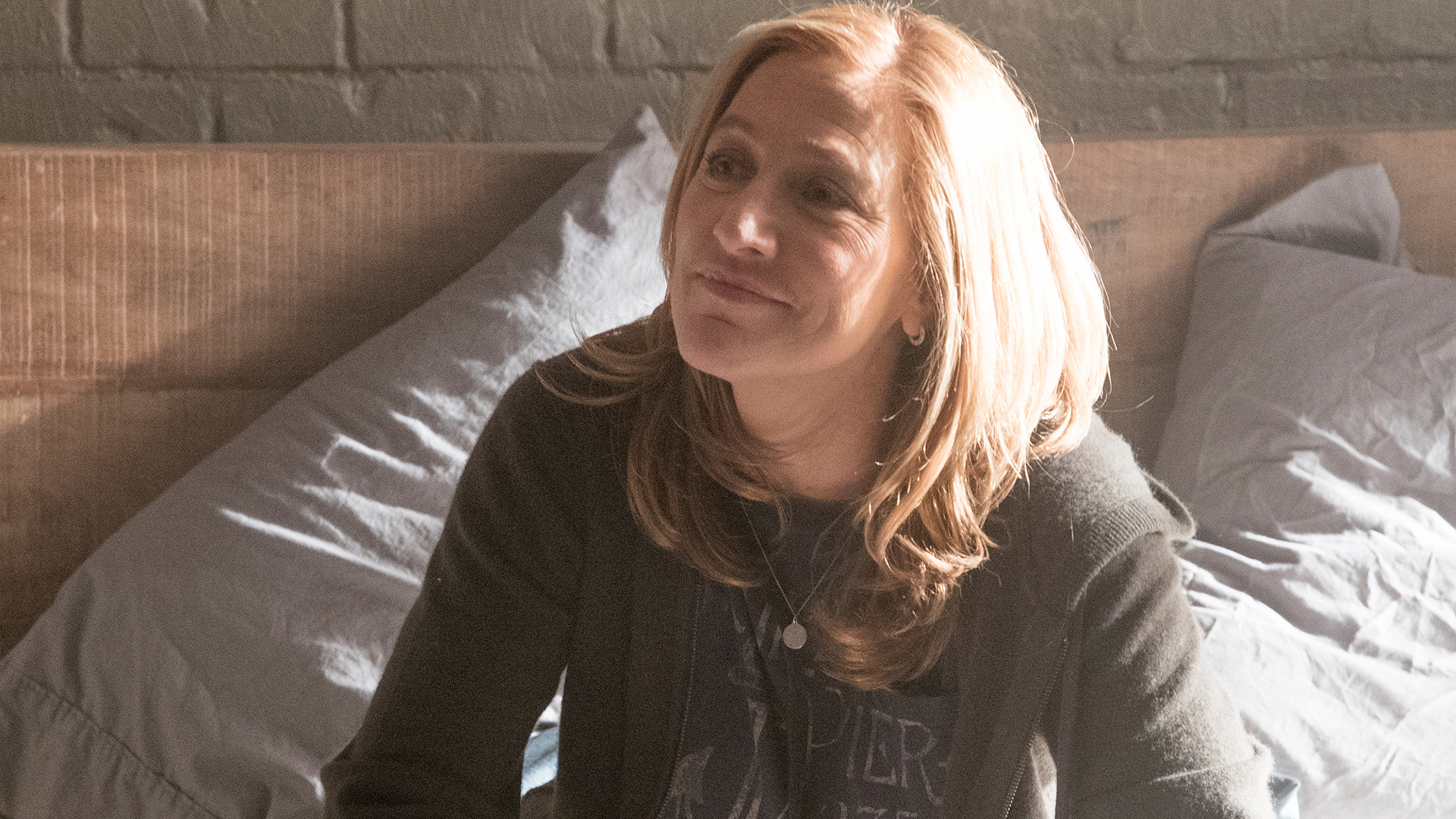 Watch Nurse Jackie Season 7 Episode 10: Jackie and the Wolfe ...