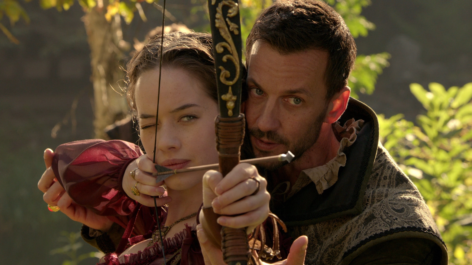 Watch Reign Season 2 Episode 6: Three Queens - Paramount+ Canada