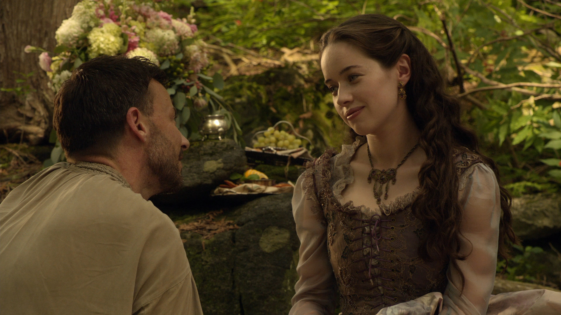 Watch Reign Season 3 Episode 2: Betrothed - Paramount+ Canada