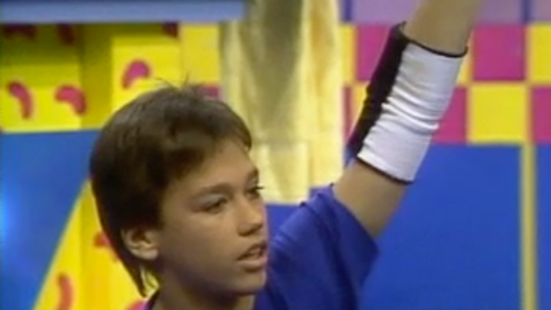 Watch Double Dare Classic Season 1 Episode 137: Episode 137 - Paramount+