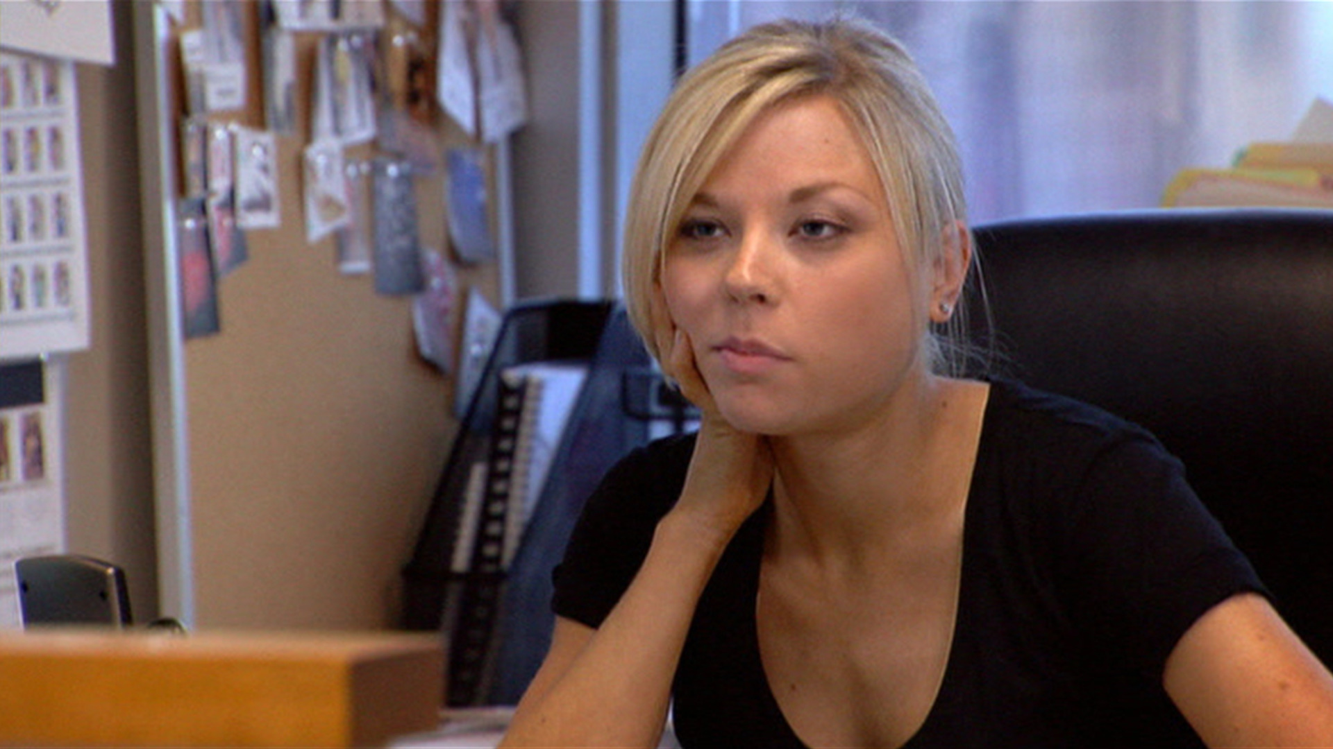 Watch The City Season 1 Episode 16: It's All Who You Know - Paramount+