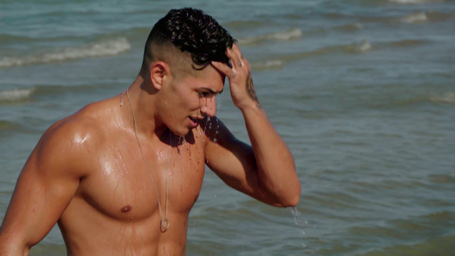 Assista ao episódio 1 da temporada 3 de Super Shore: Somos todos boa ...