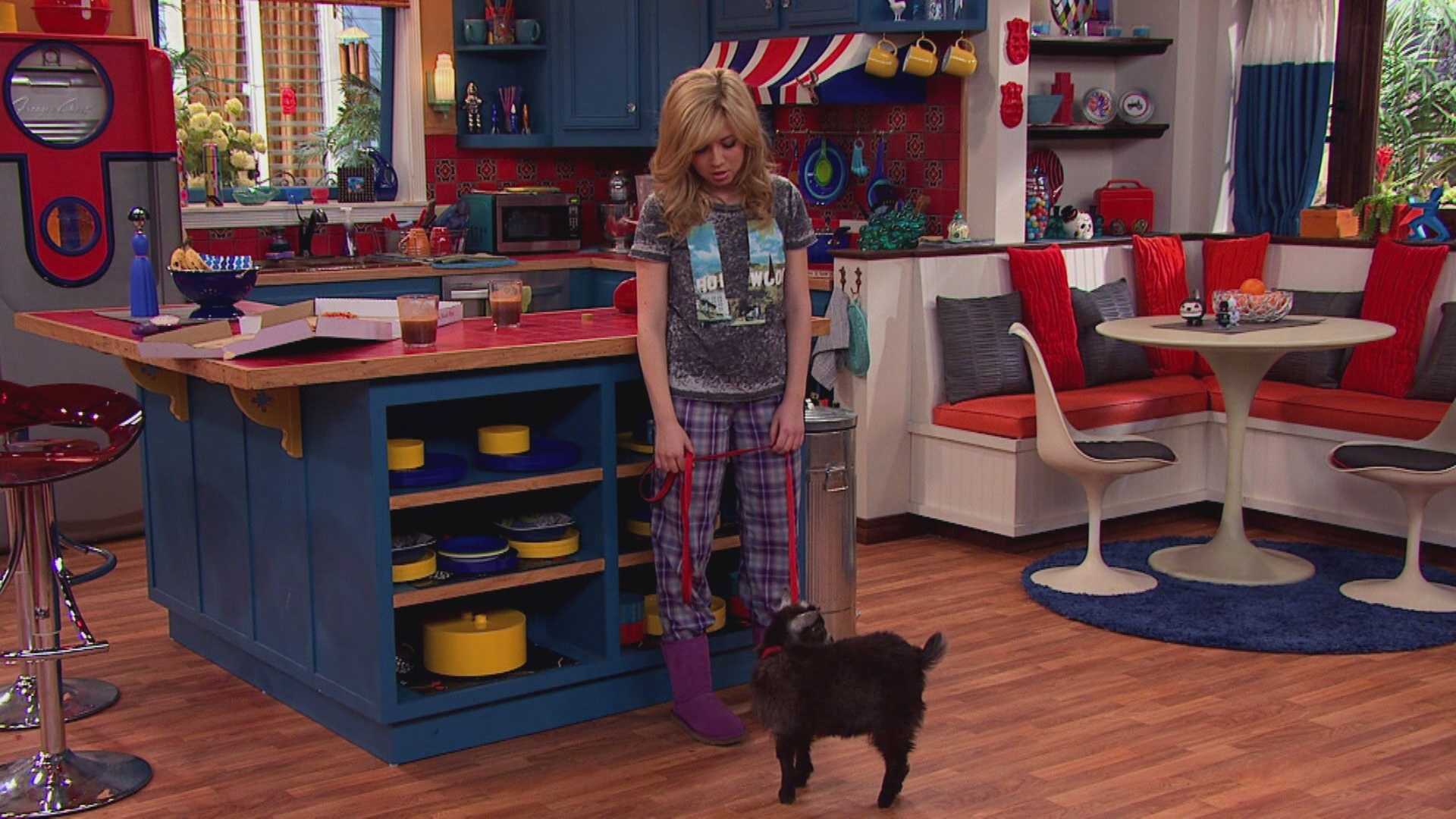 Assista ao episódio 3 da temporada 1 de Sam e Cat: #BodeNovo ...