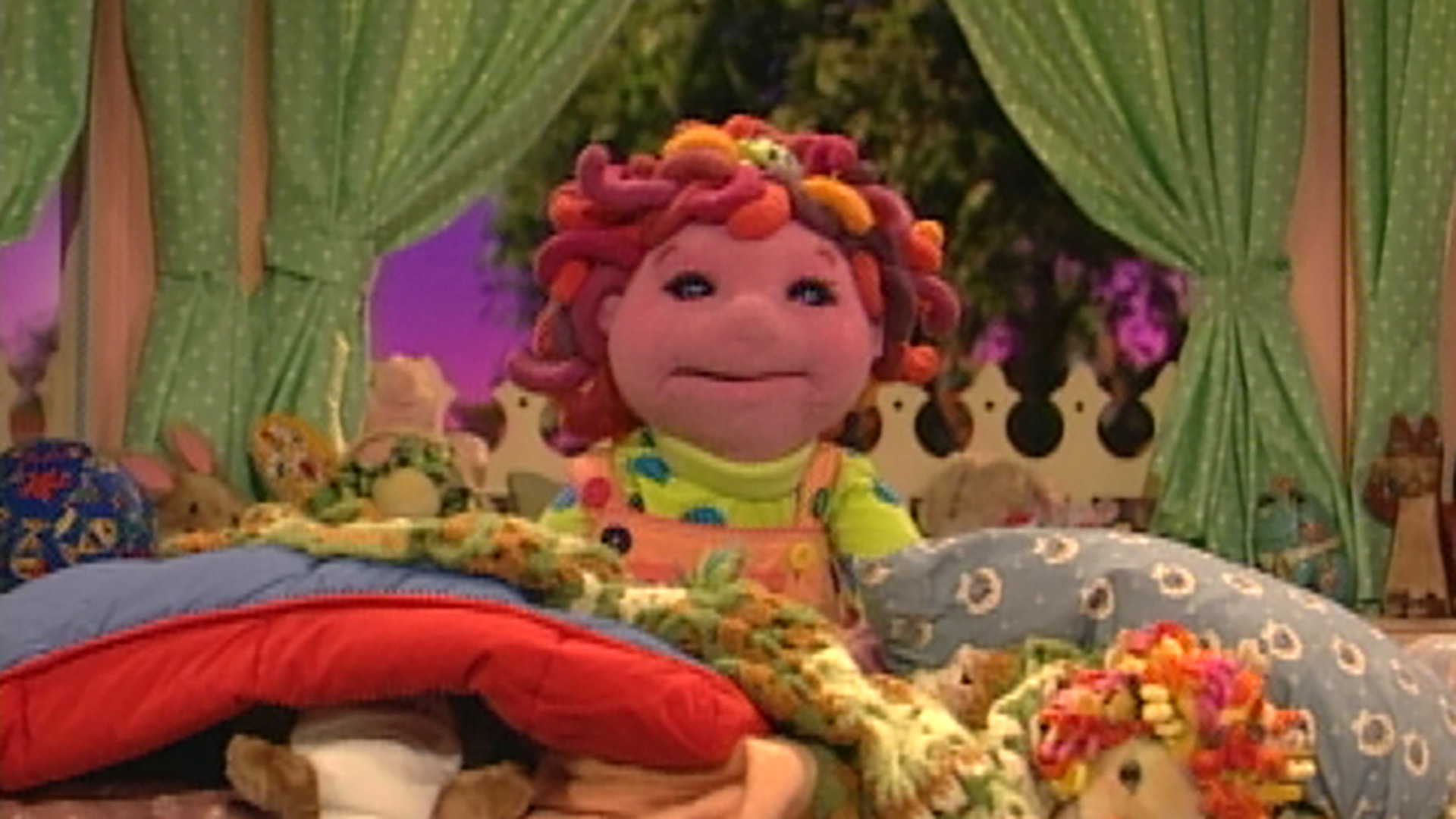 Watch Allegra's Window Season 2 Episode 8: Kids That Go Bump in the ...