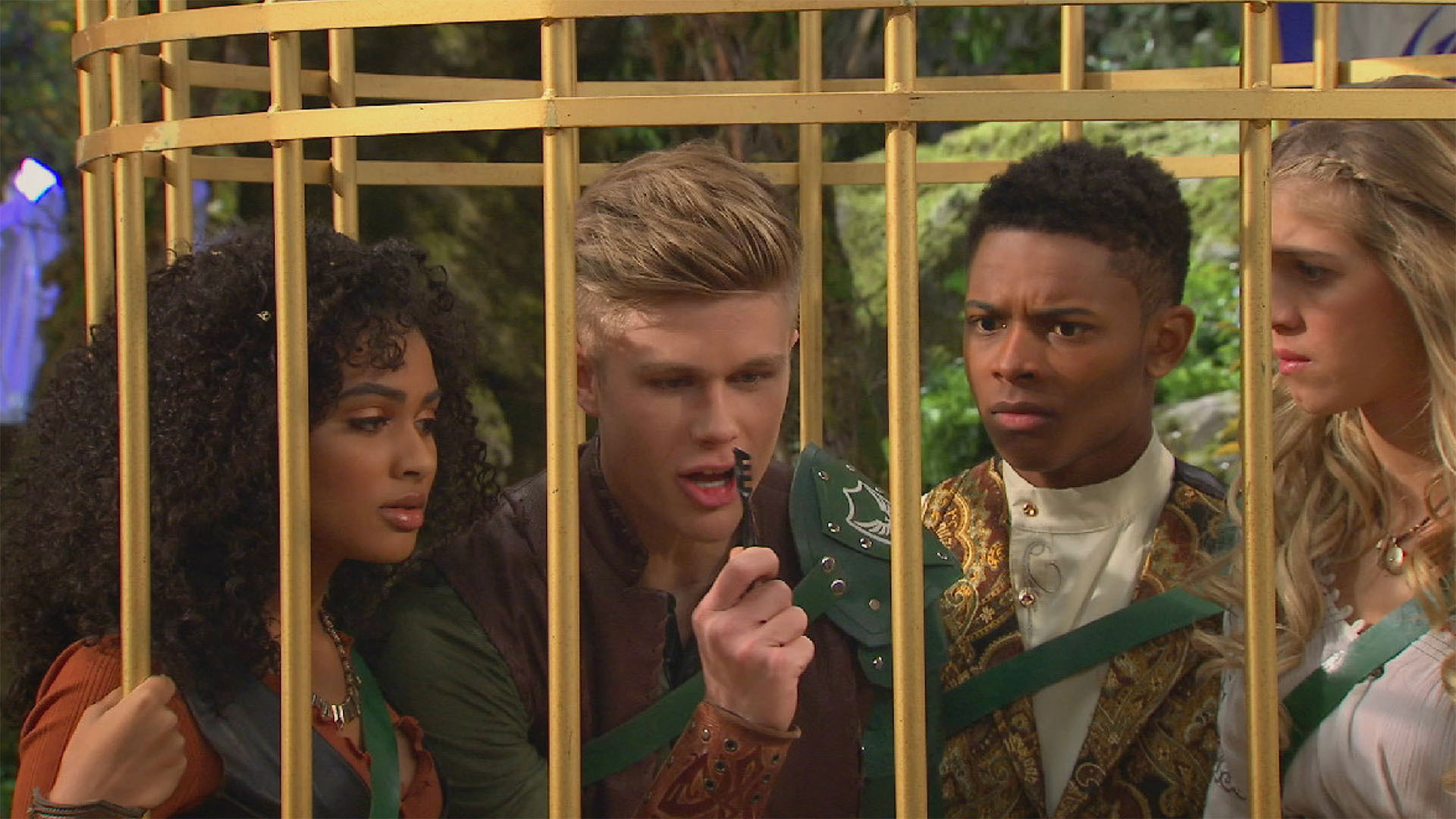 Watch Knight Squad Season 2 Episode 3: Mid-Knight in the Garden of Good ...
