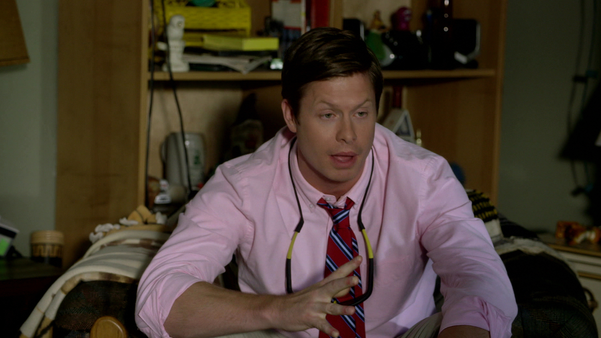 Watch Workaholics Season 4 Episode 5: Three and a Half Men - Paramount+ ...