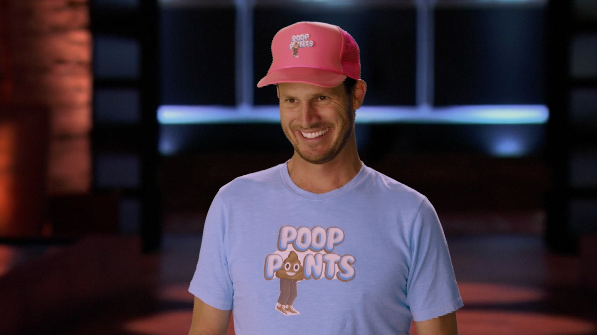 Watch Tosh.0 Season 12 Episode 5: Bodybuilder vs. - Paramount+ Australia