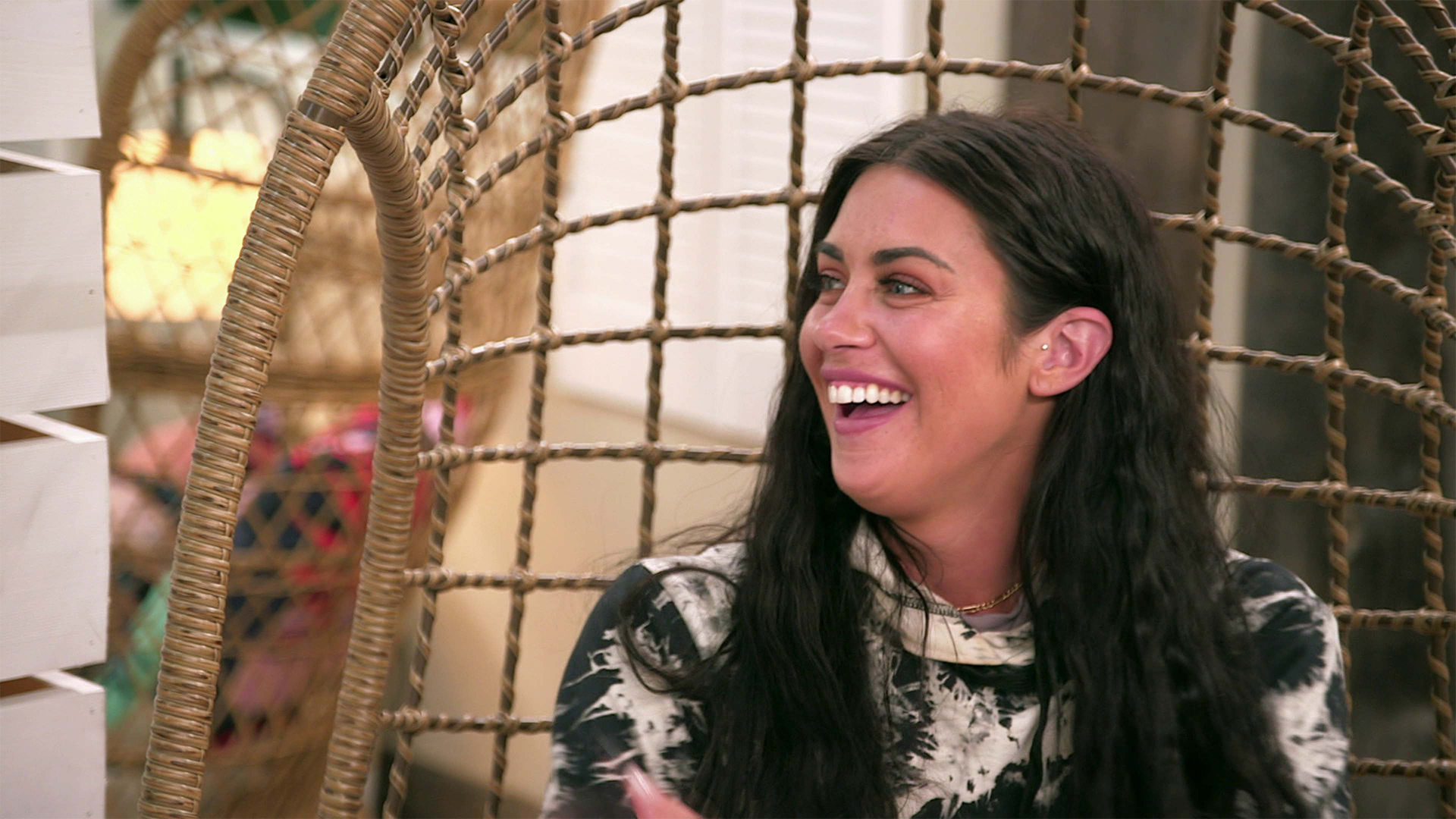 Watch MTV Floribama Shore Season 3 Episode 15: All This Over A Flower ...