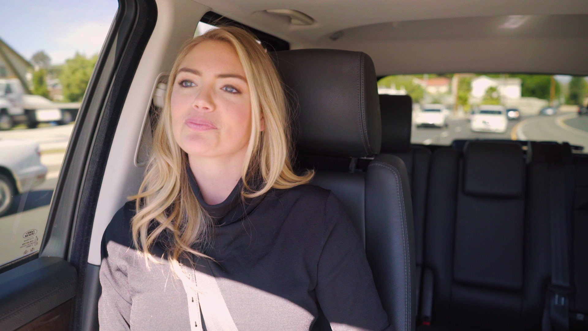 Watch Barely Famous: Barely Famous - Love & Upton - Full Show on Paramount+ Australia