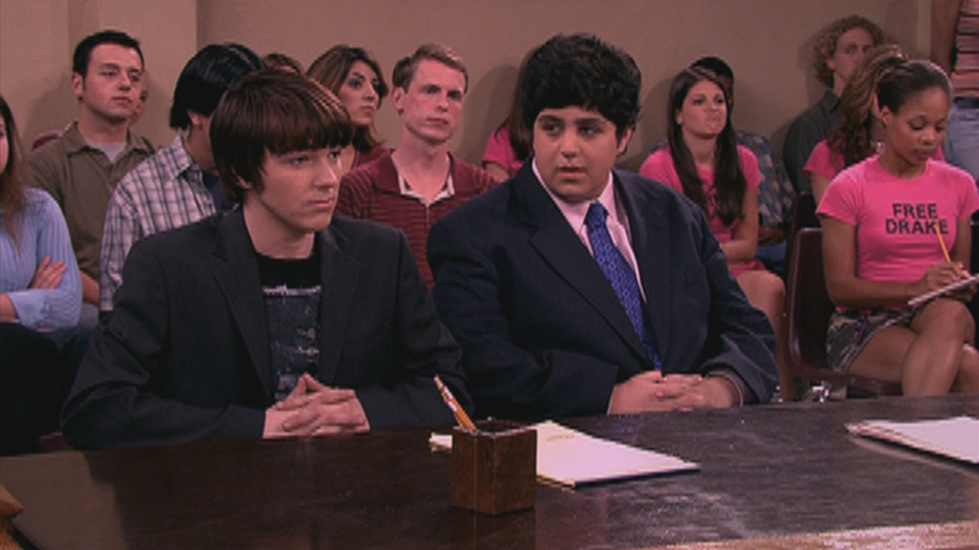 Ve Drake y Josh: Drake y Josh - El consejo de honor. Disfruta la serie ...