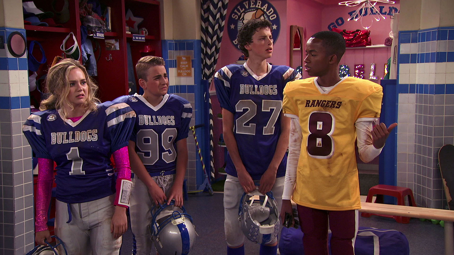 Ve Bella y Los Bulldogs: Bella y Los Bulldogs - Falta personal ...