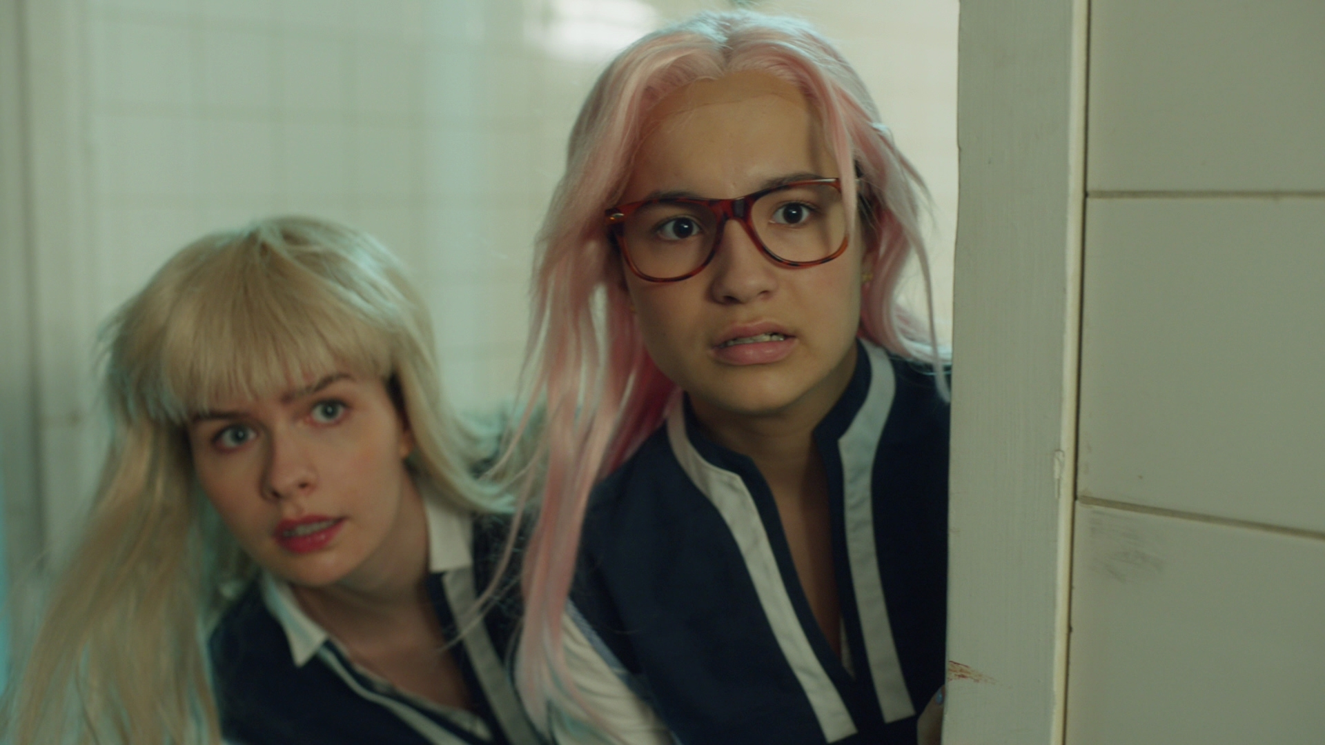 Watch Hunter Street Season 4 Episode 20: Showdown - Paramount+ United ...