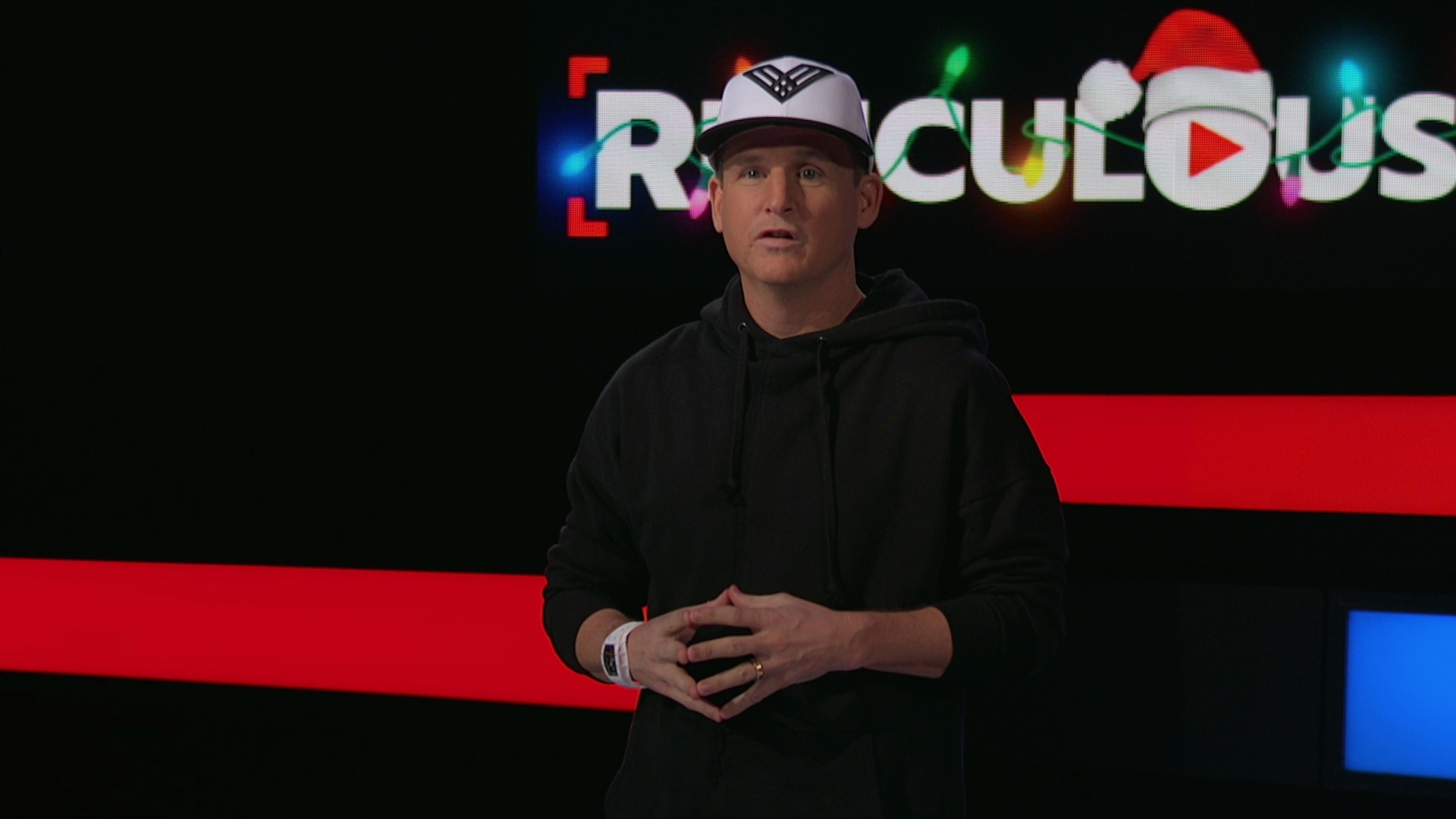 Watch Ridiculousness: Ridiculousness - A Holly Jolly Ridiculousness V ...