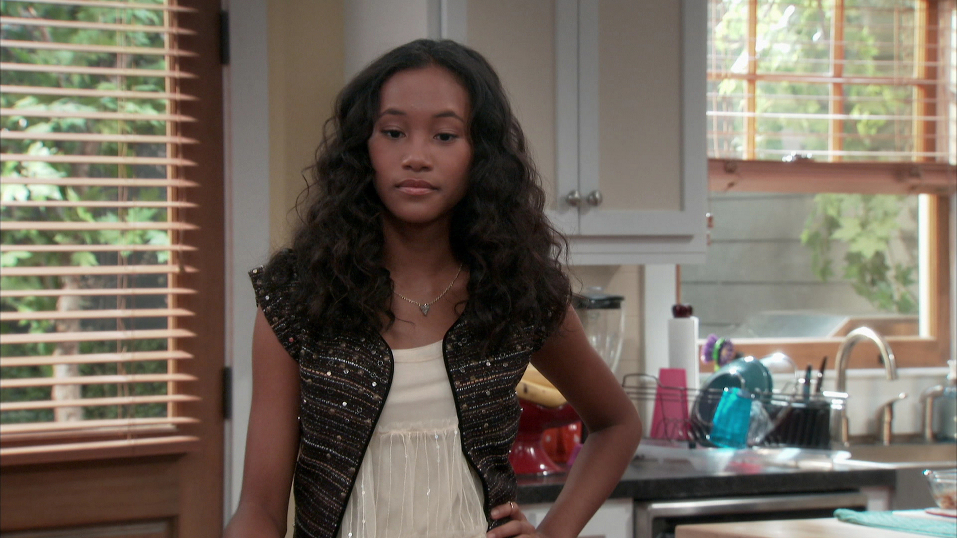 Watch Instant Mom: Instant Mom - Not a Date - Full Show on Paramount+ ...