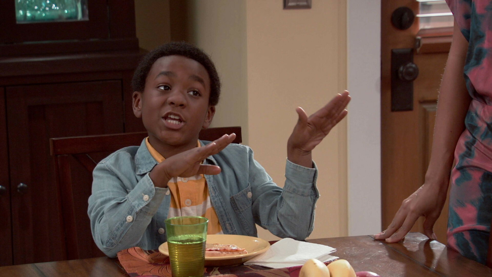 Watch Instant Mom Season 3 Episode 8: Smarty Bowl - Paramount+ Australia
