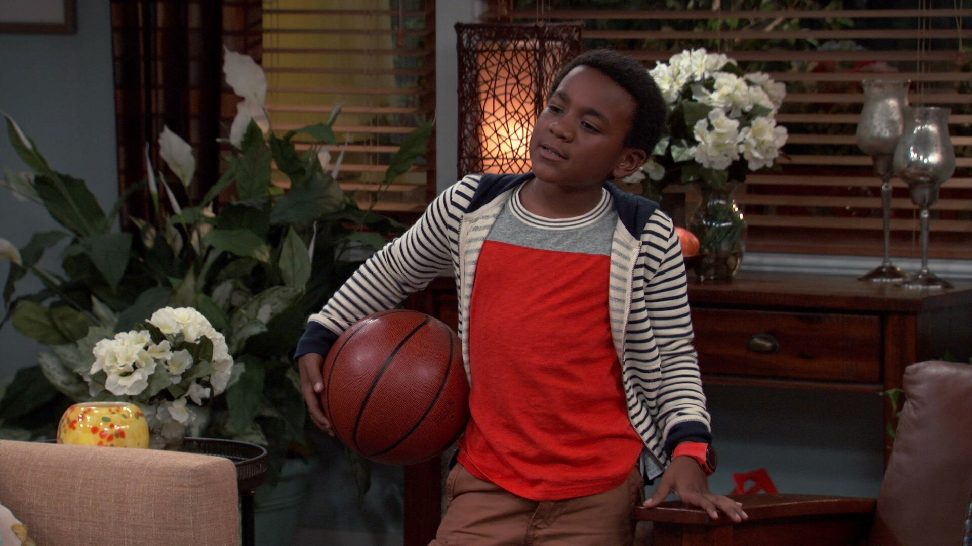 Watch Instant Mom Season 3 Episode 2: Basket Case - Paramount+ Australia