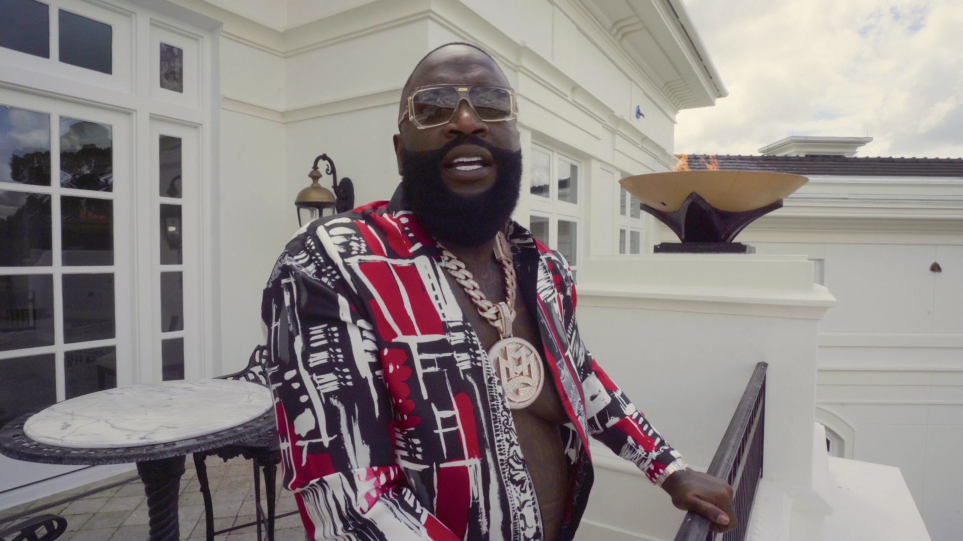 Watch MTV Cribs: MTV Cribs - Rick Ross / Jojo Siwa / Nico Tortorella ...