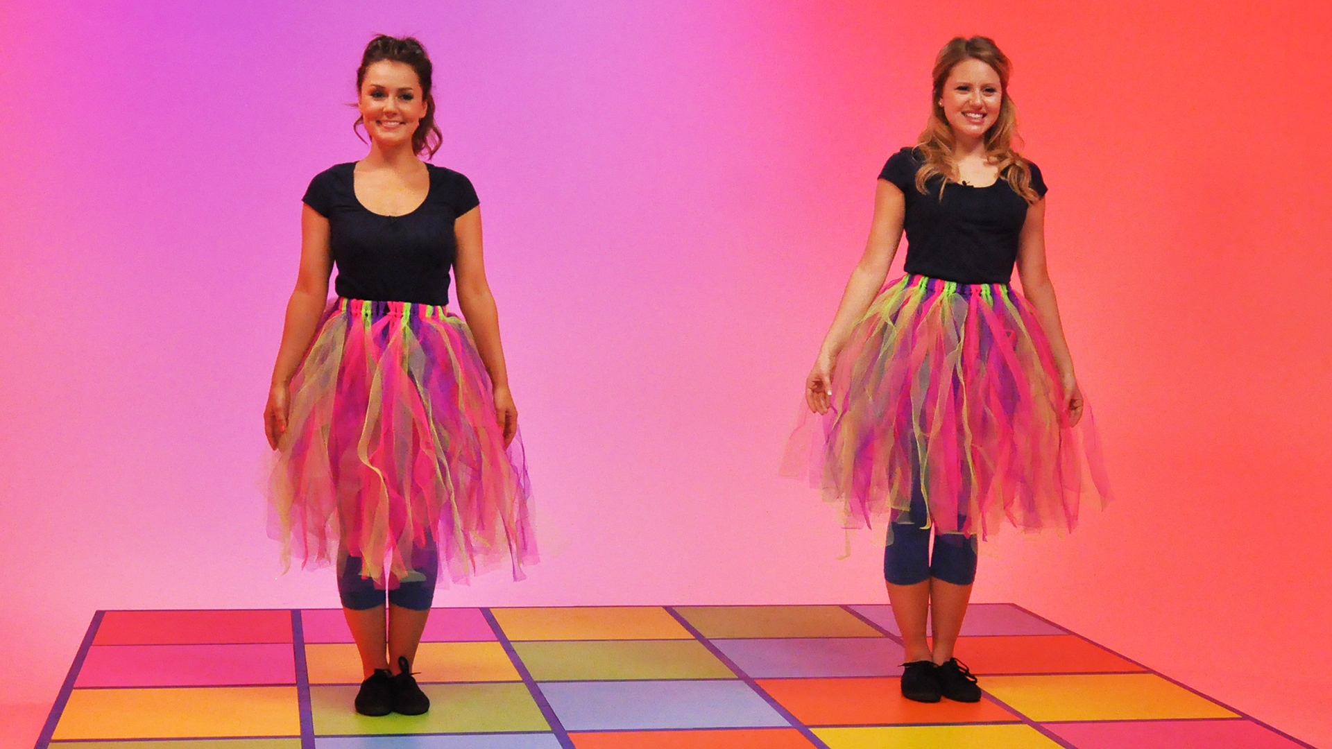 Watch Milkshake Bop Box: Milkshake Bop Box - Fireworks - Full Show on ...