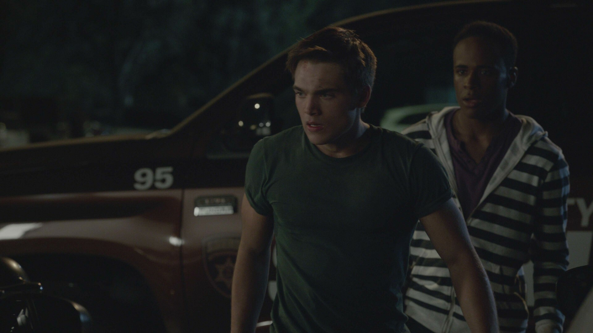 Watch Teen Wolf Season 5 Episode 11: The Last Chimera - Paramount+ ...