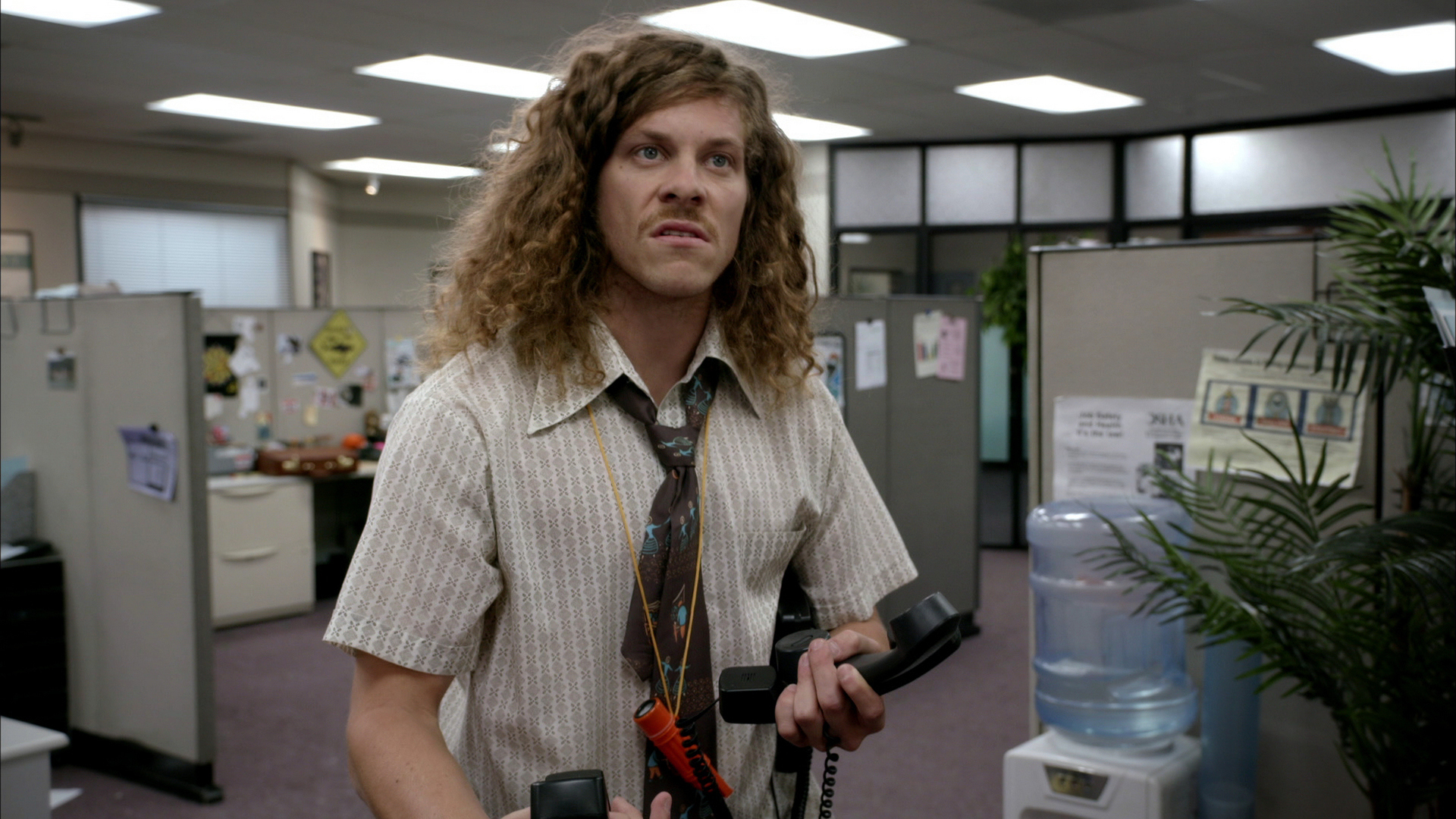 Watch Workaholics: Workaholics - Weed the People - Full Show on ...