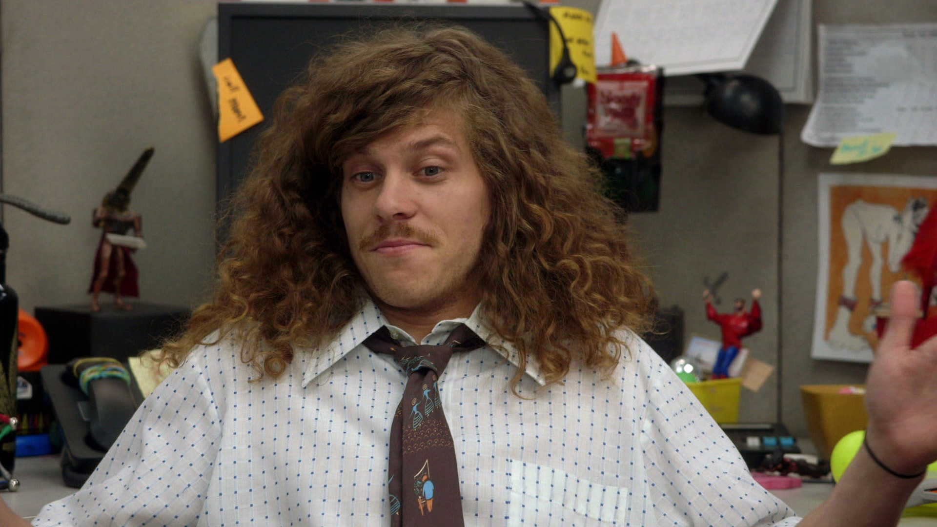 Watch Workaholics Season 5 Episode 3: Front Yard Wrestling - Paramount+ ...