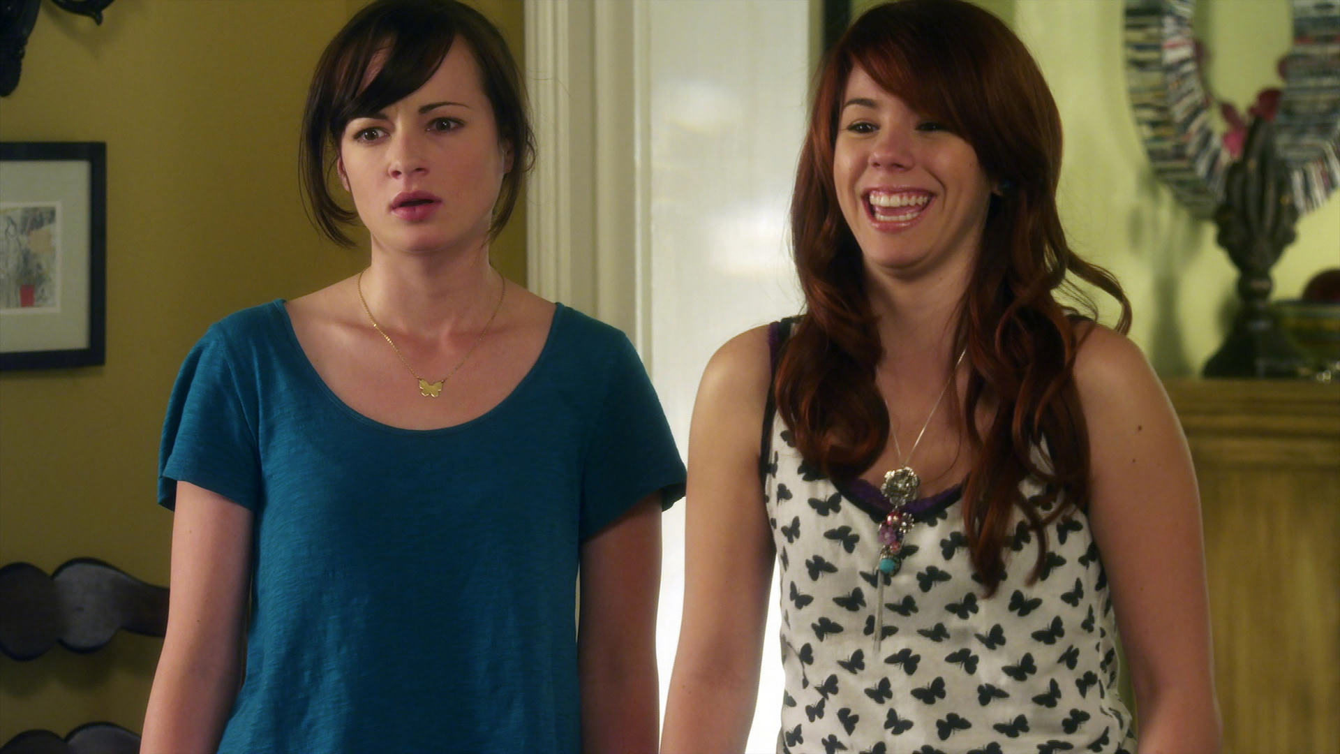 Watch Awkward. Season 1 Episode 8: The Adventures of Aunt Ally and the ...