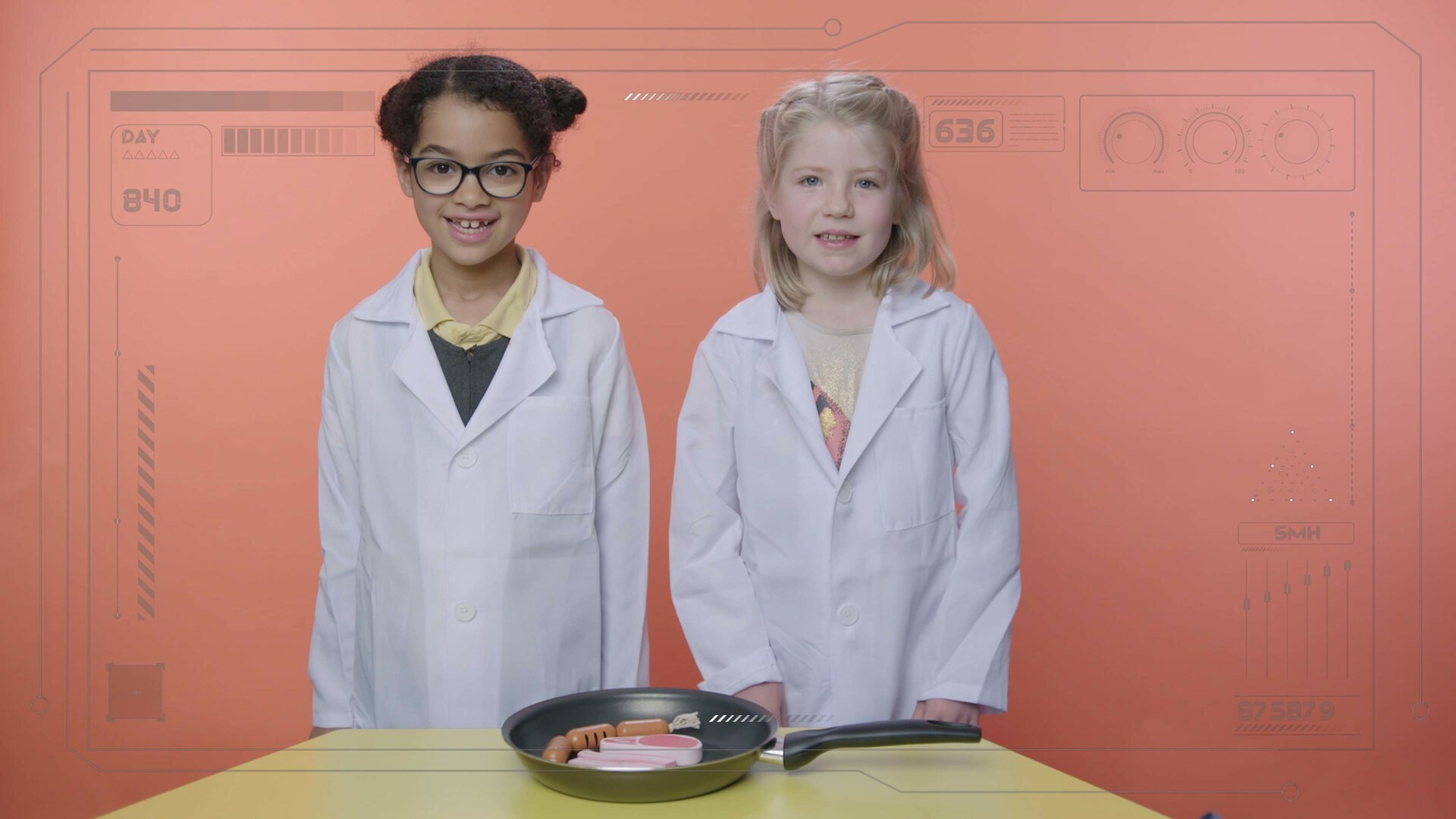 Watch Milkshake Show Me How Season 1 Episode 12: Pans - Paramount+ ...