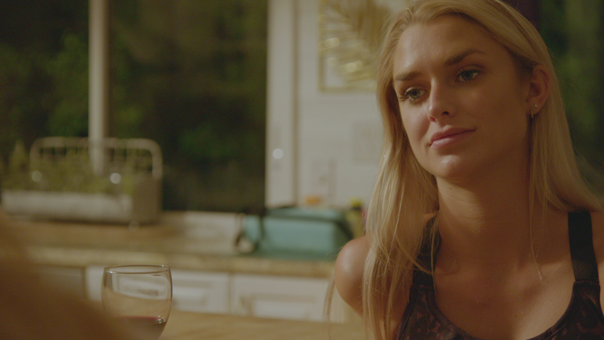 Watch Siesta Key Season 3 Episode 5: Why Are You With Somebody Who ...