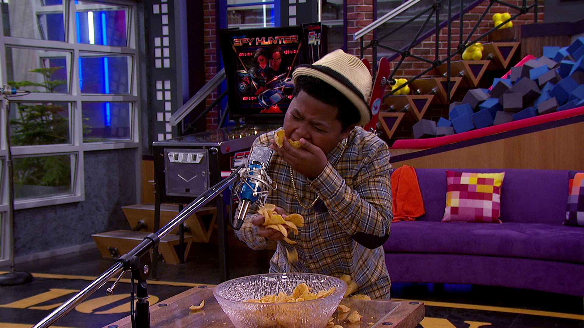 Watch Game Shakers Season 1 Episode 13: Poison Pie - Paramount+ United ...