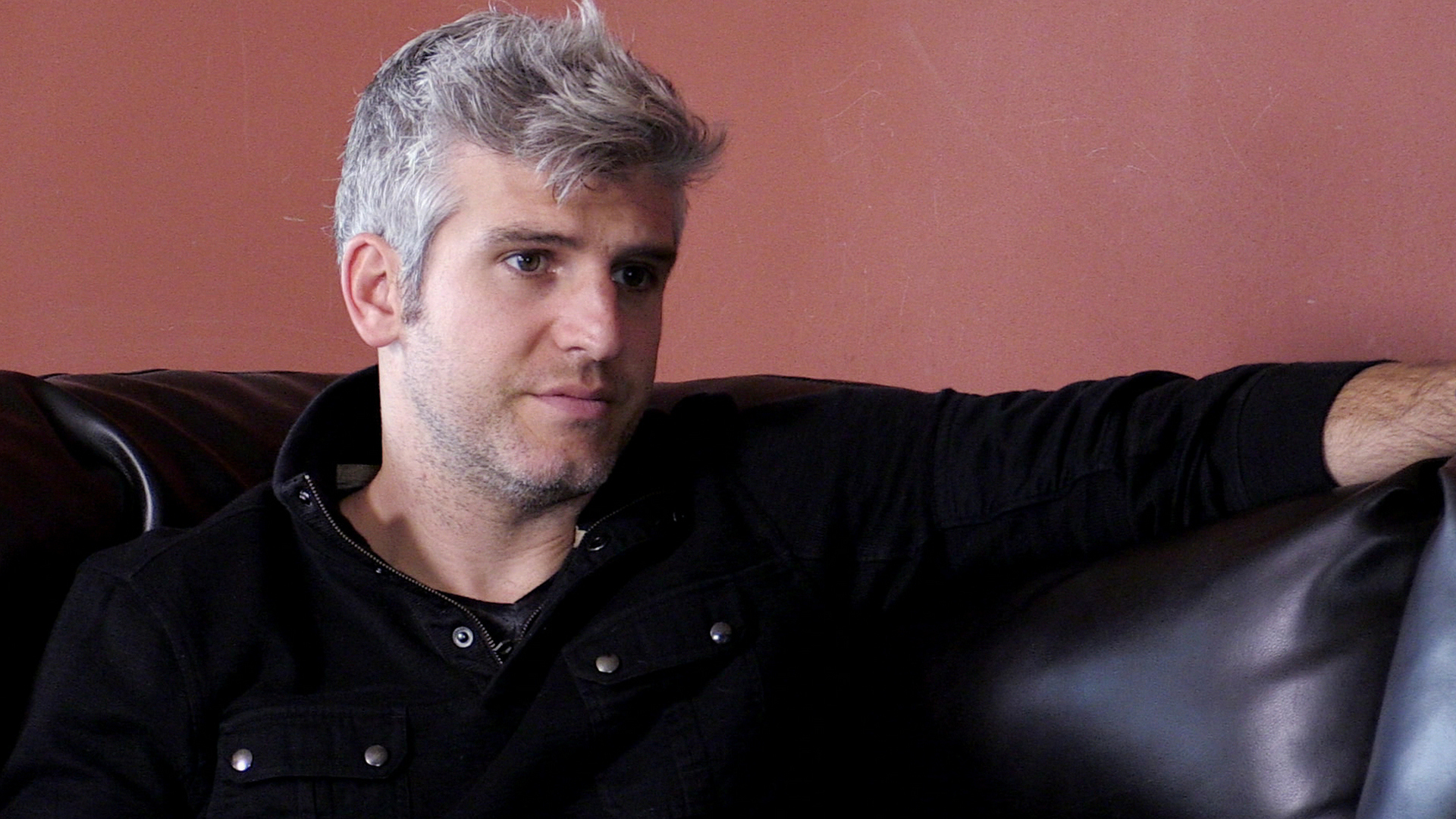 Guarda Catfish: False identità: Catfish: False identità - Larissa ...