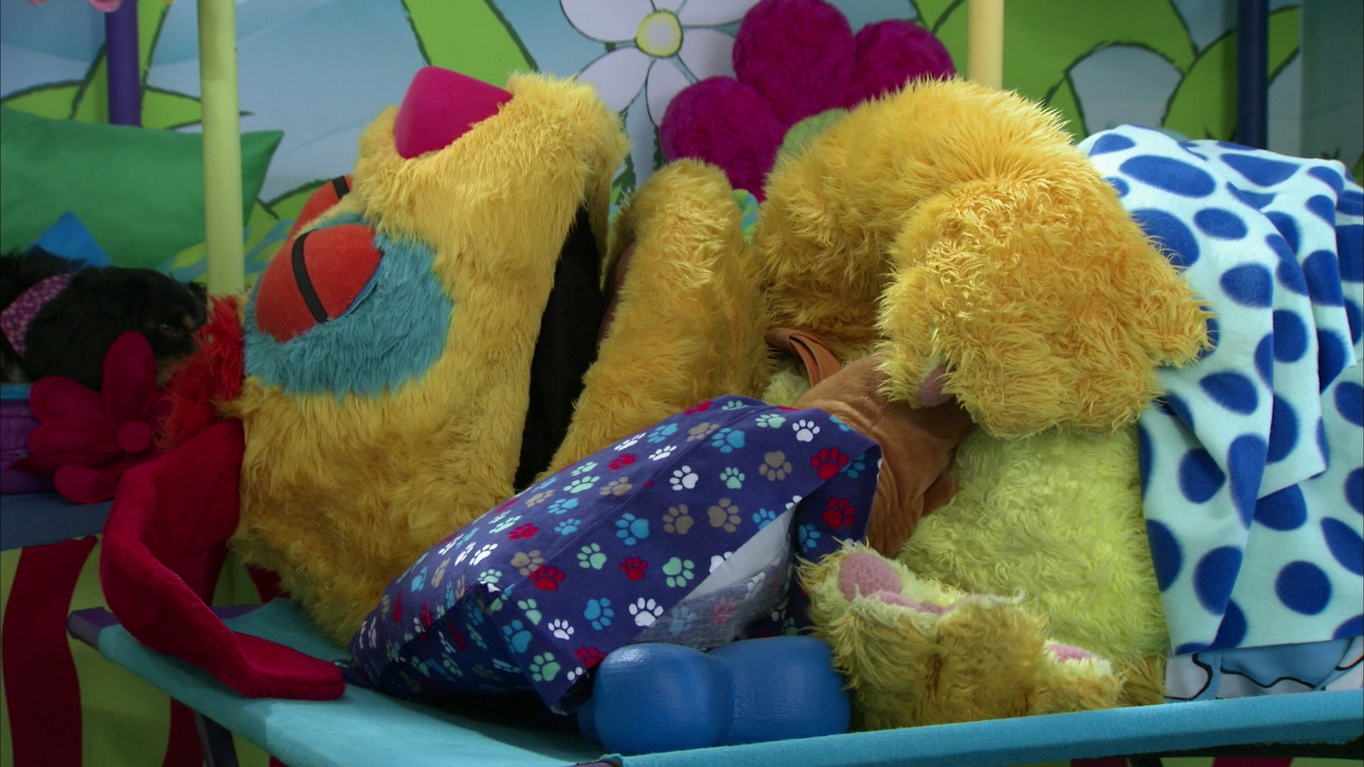 Watch Mutt & Stuff: Mutt & Stuff - A Chew Toy Fairy-Tail - Full Show on ...