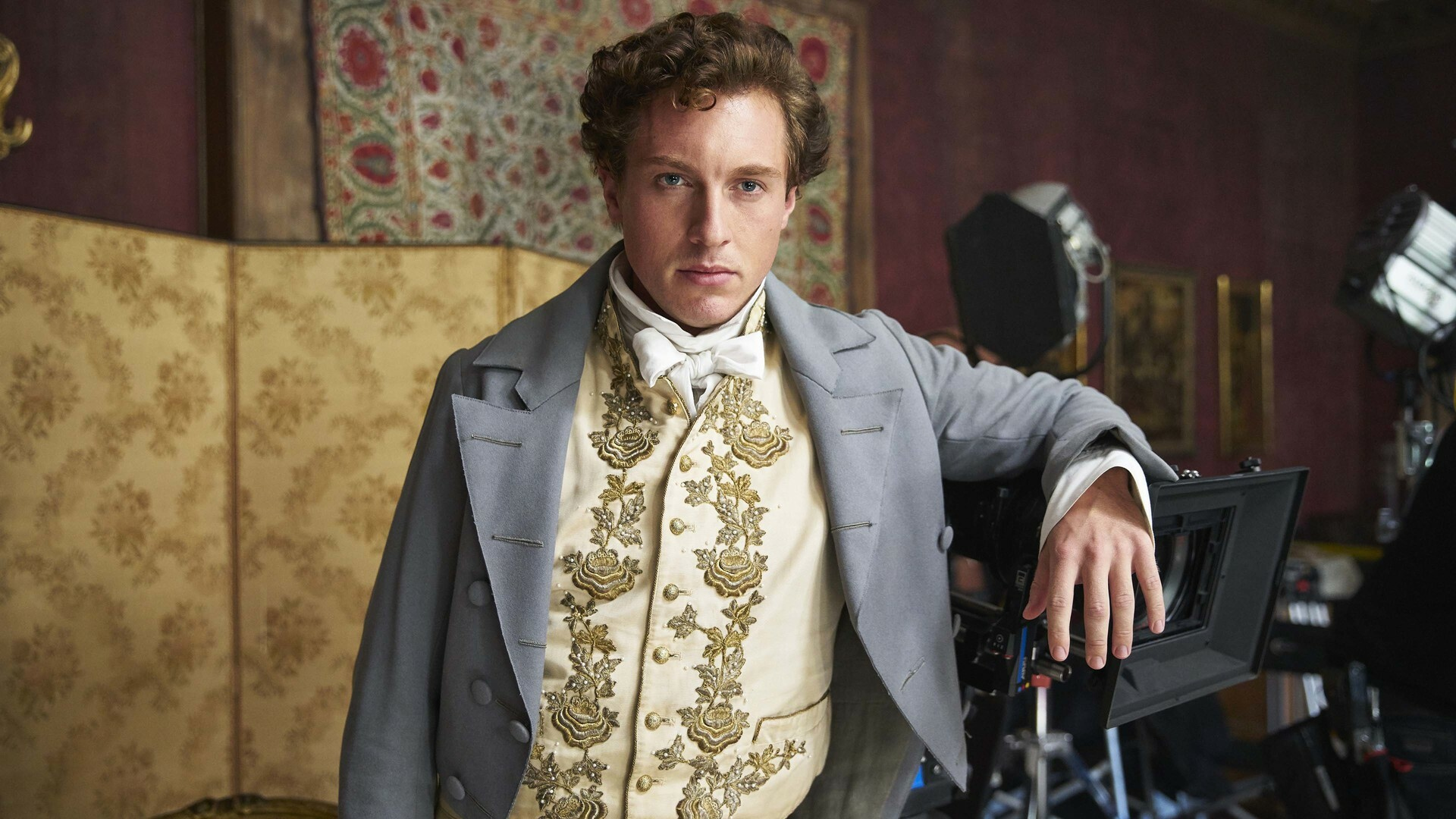 Watch Ghosts UK Season 1 Episode 4: Free Pass - Paramount+ Australia