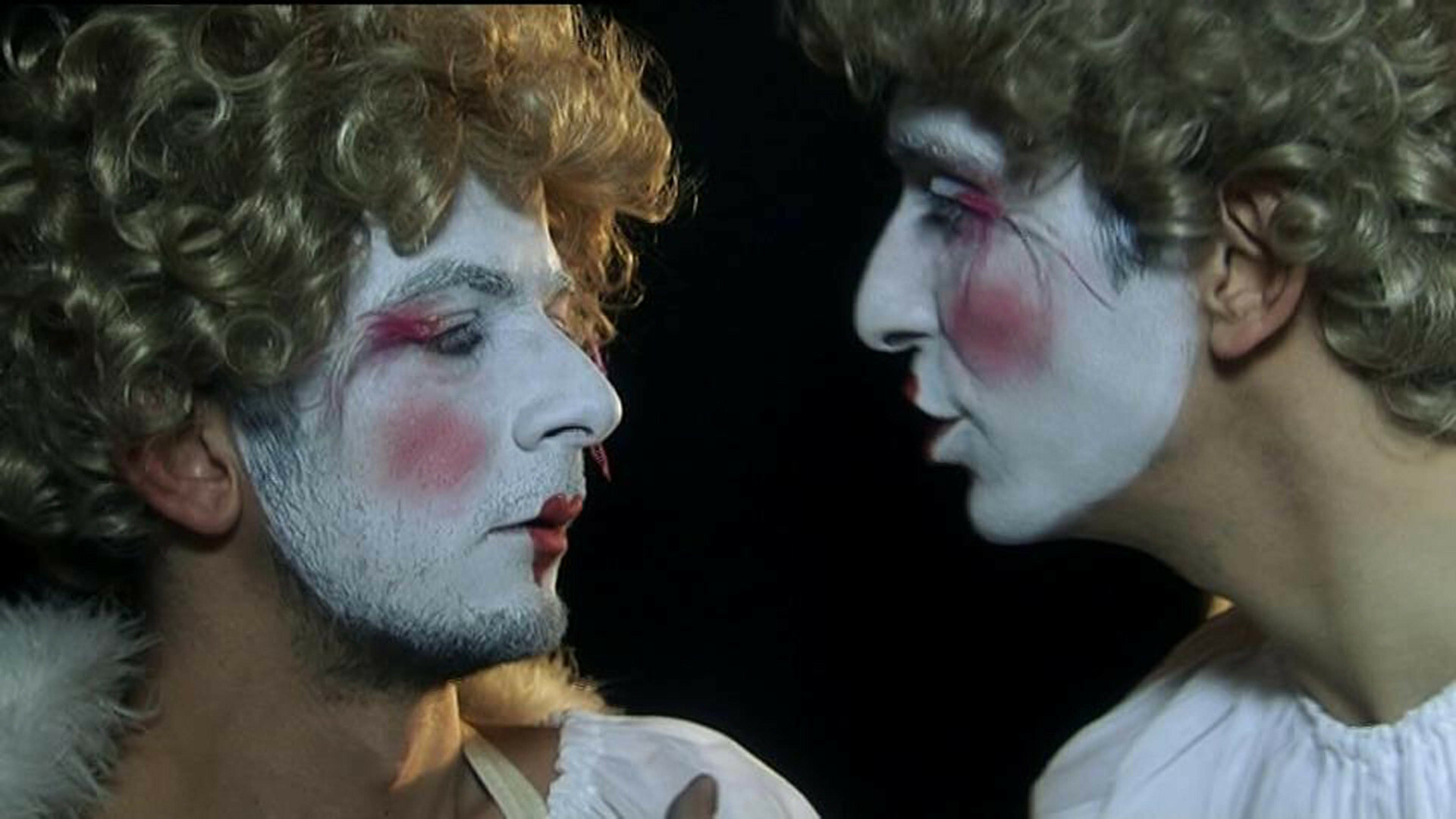 Guarda I Soliti Idioti: I Soliti Idioti - Il "fiodena" - Serie completa ...