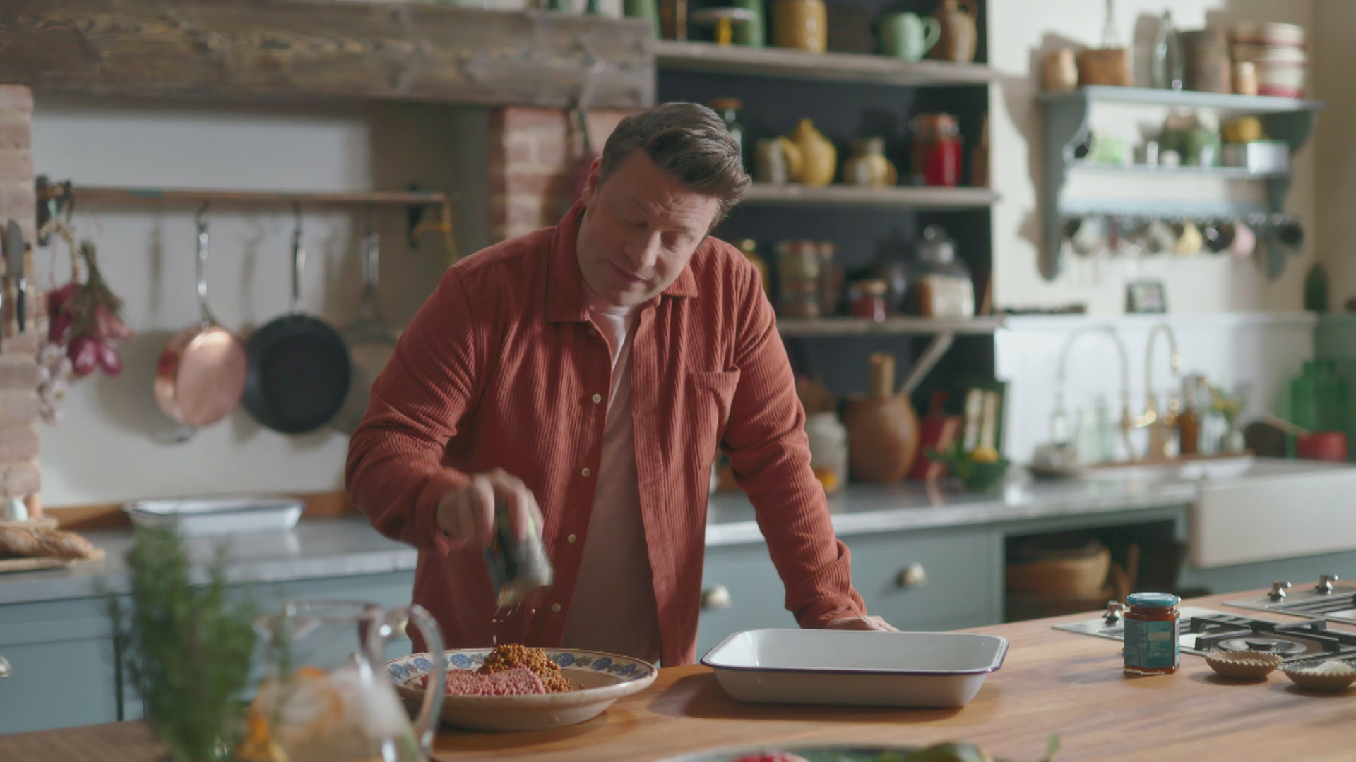 Watch Jamie's One Pan Wonders: Jamie's One Pan Wonders - Ep.4 - Full Show on Paramount+ Australia