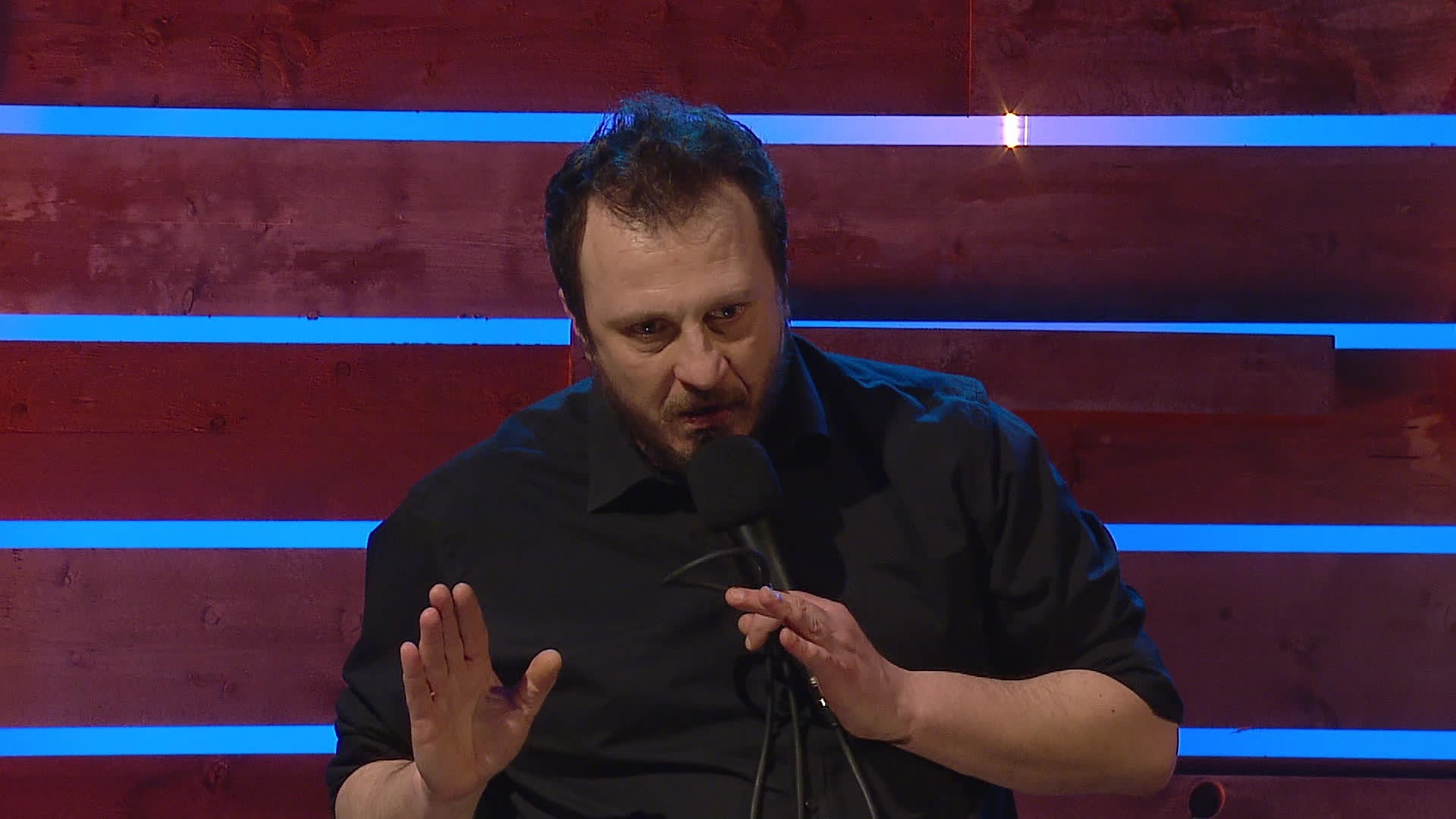 Guarda Stand Up Comedy stagione 5 episodio 1: Giorgio Montanini ...
