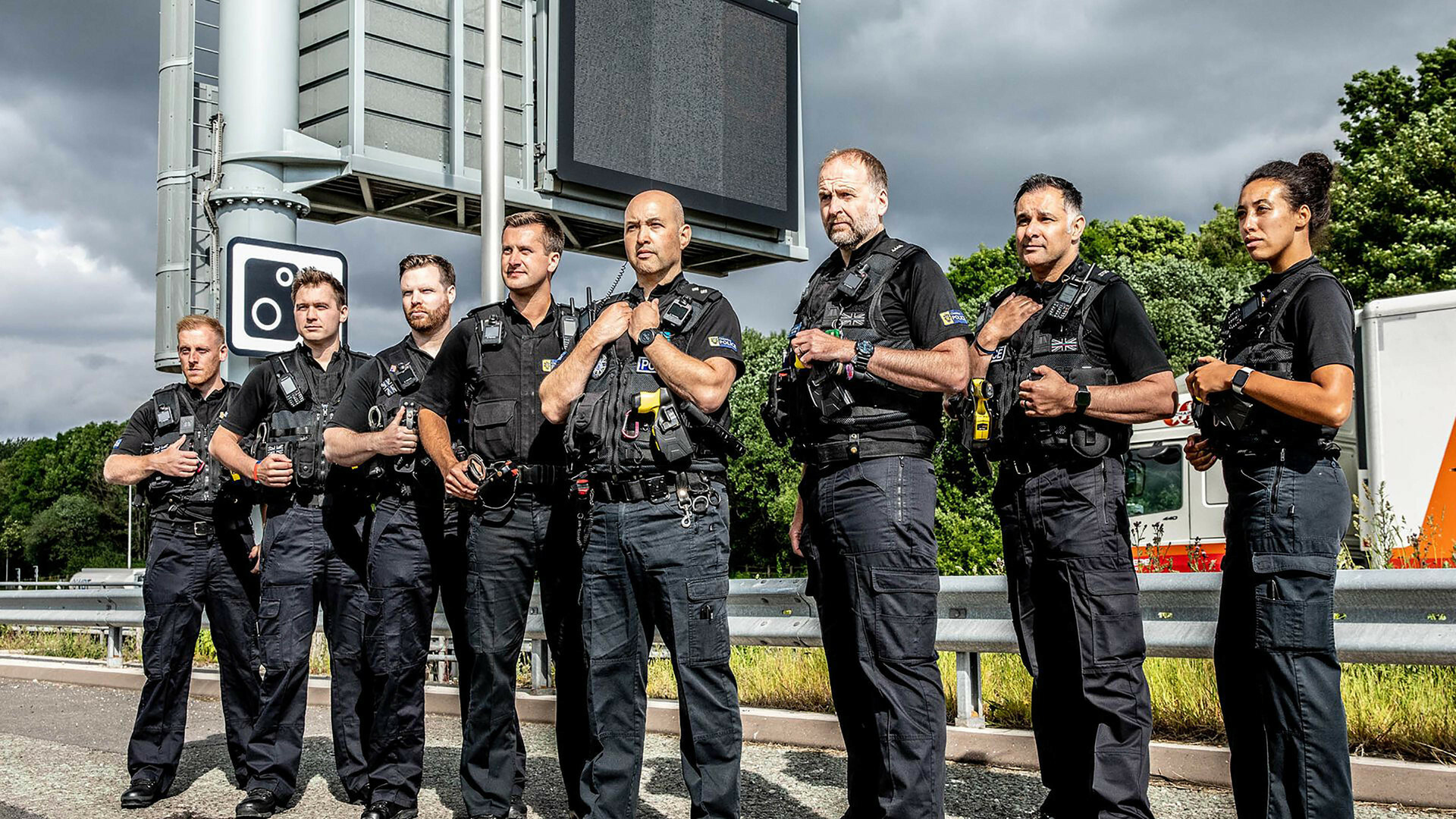 Watch Motorway Cops: Catching Britain's Speeders: Episode 4 - Full Show ...