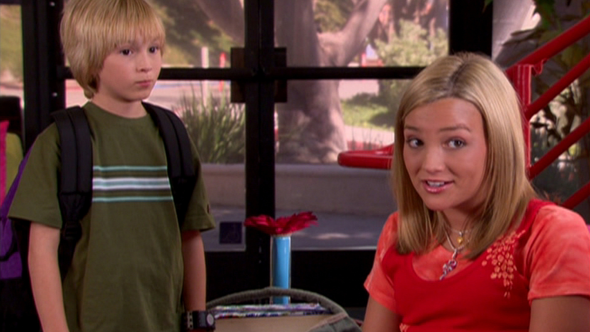 Ve Zoey 101: Zoey 101 - La fiesta de primavera. Disfruta la serie ...