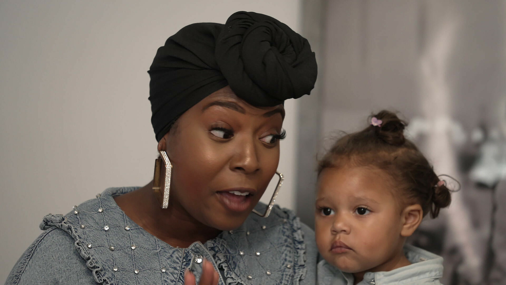 Watch Go Green with the Grimwades Season 2 Episode 18: Reuse For ...