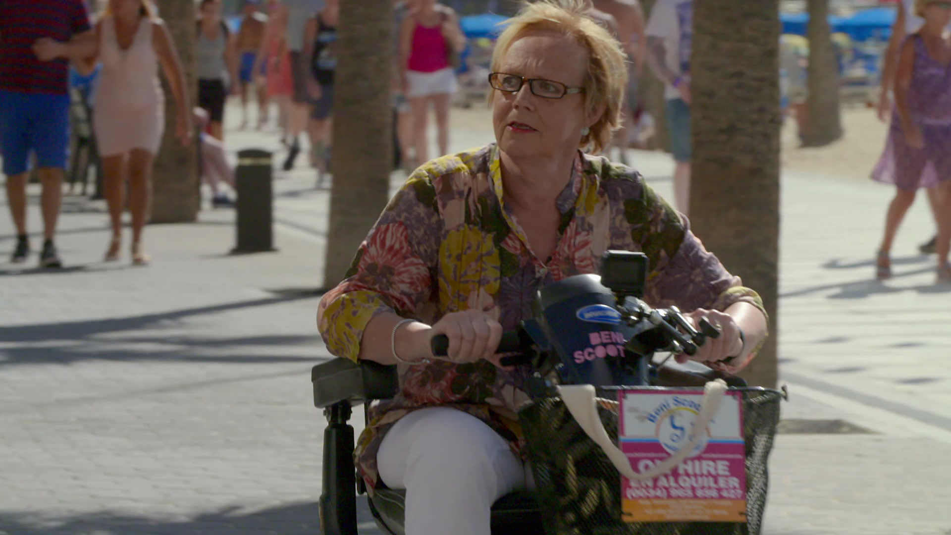 Watch Rich Holiday, Poor Holiday Season 1 Episode 3: Benidorm vs St ...