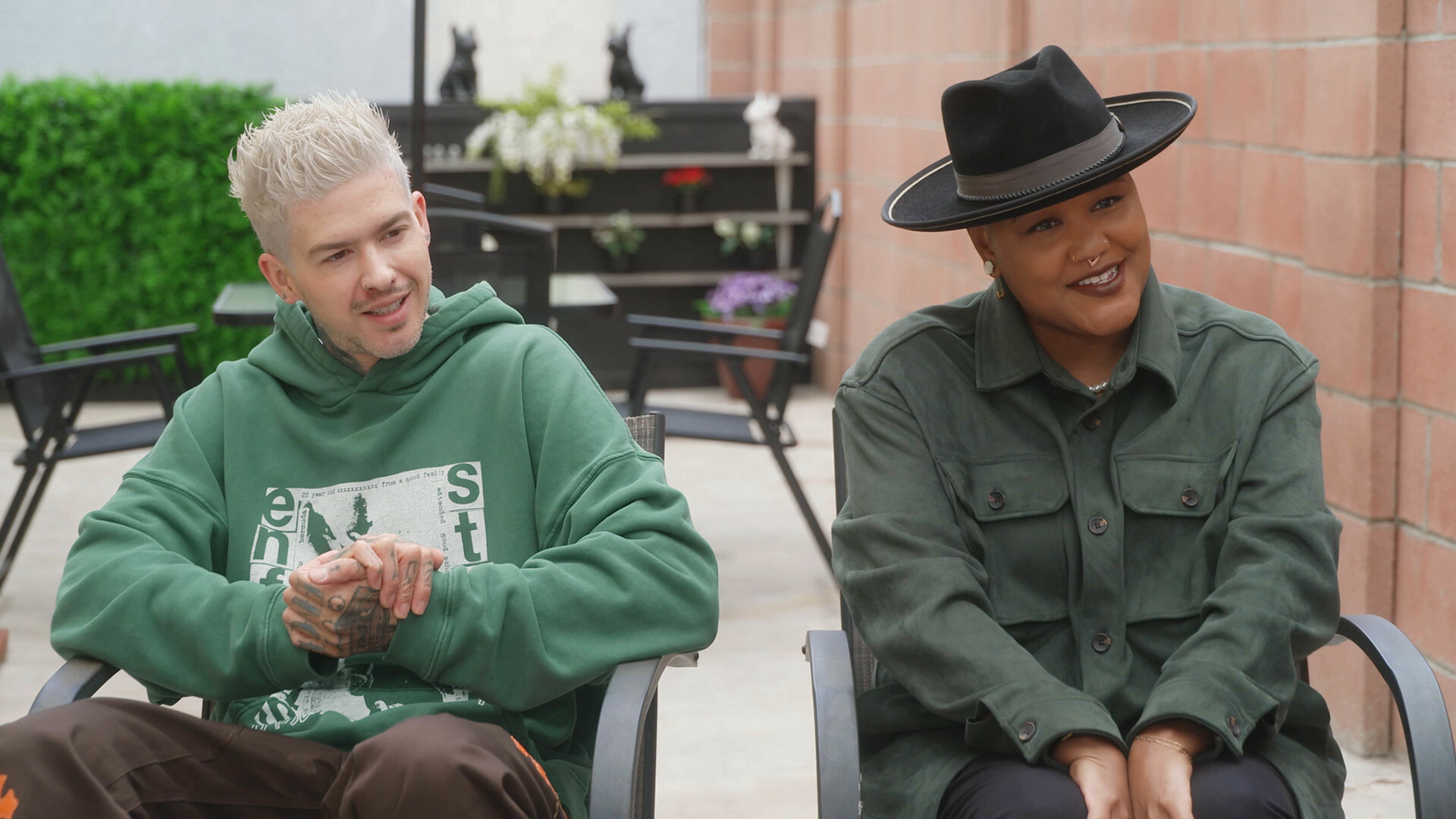 Watch Help! I'm in a Secret Relationship!: Help! I'm in a Secret ...