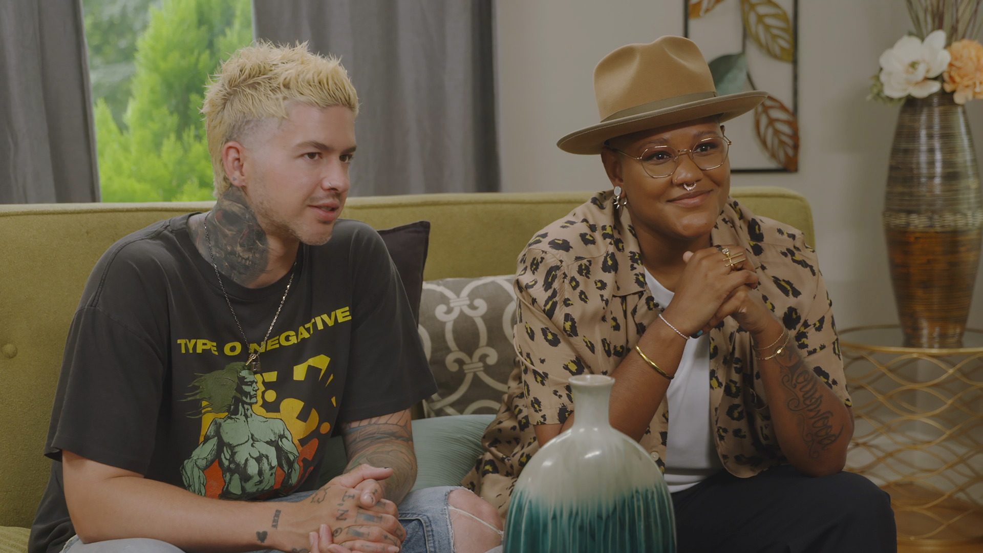 Watch Help! I'm in a Secret Relationship!: Help! I'm in a Secret ...