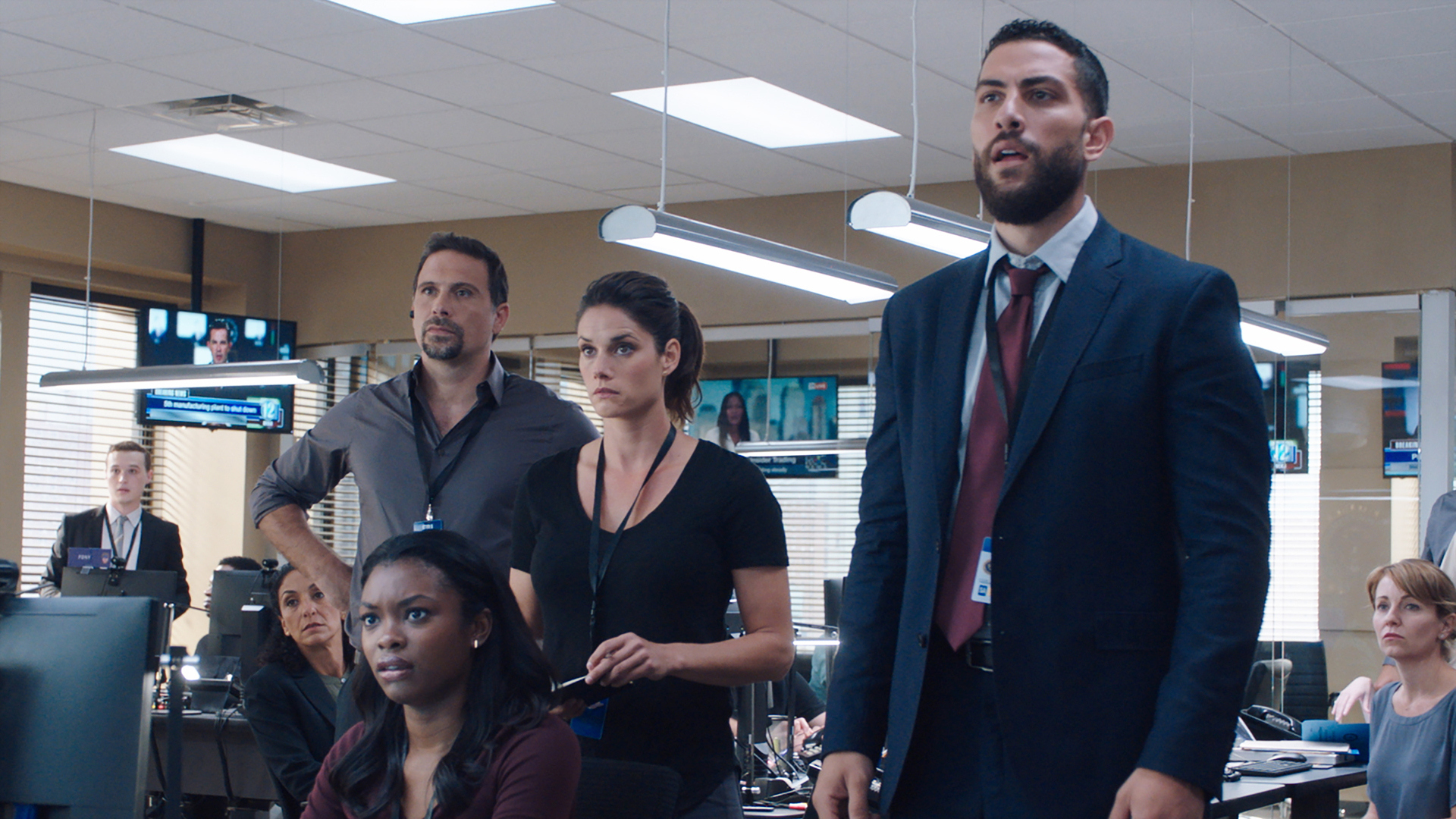 Watch FBI Season 1 Episode 4: Crossfire - Paramount+ Australia