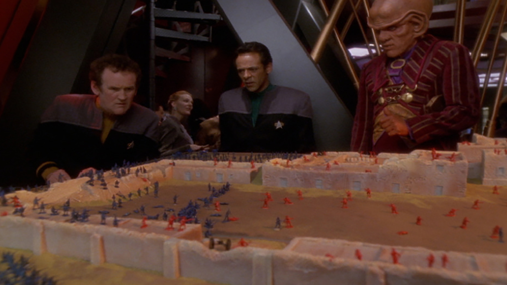 Schaue dir Star Trek: Deep Space Nine Staffel 7 Folge 20: Im Angesicht ...