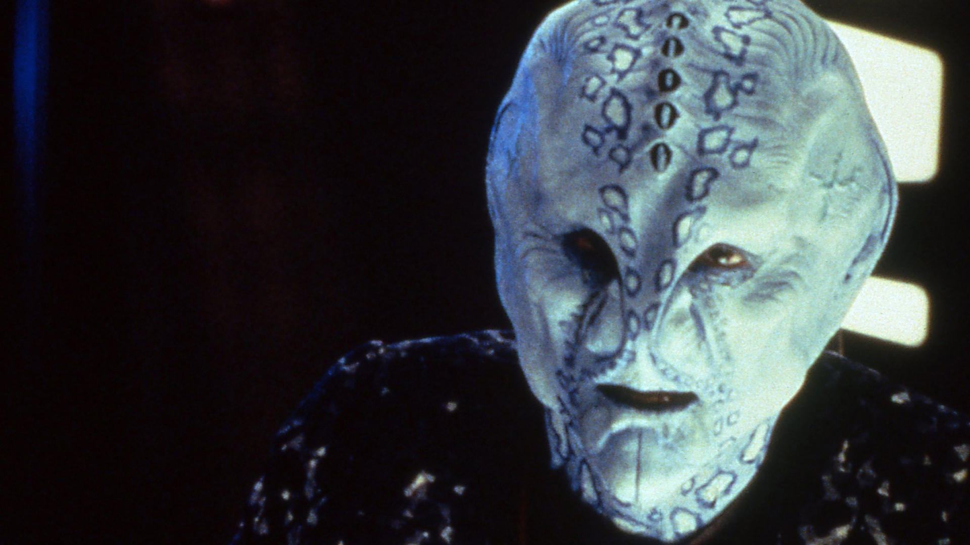 Schaue dir Star Trek: Deep Space Nine Staffel 6 Folge 19: In fahlem ...