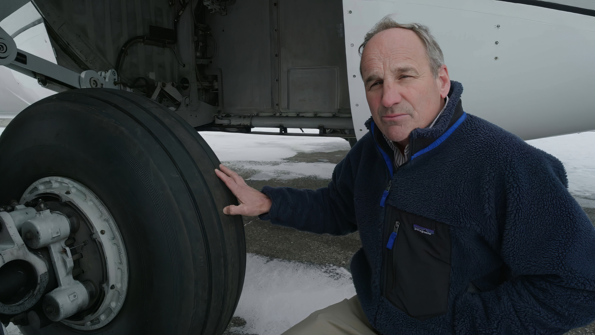 Watch Ice Airport Alaska Season 4 Episode 6: Wild Ice - Paramount+