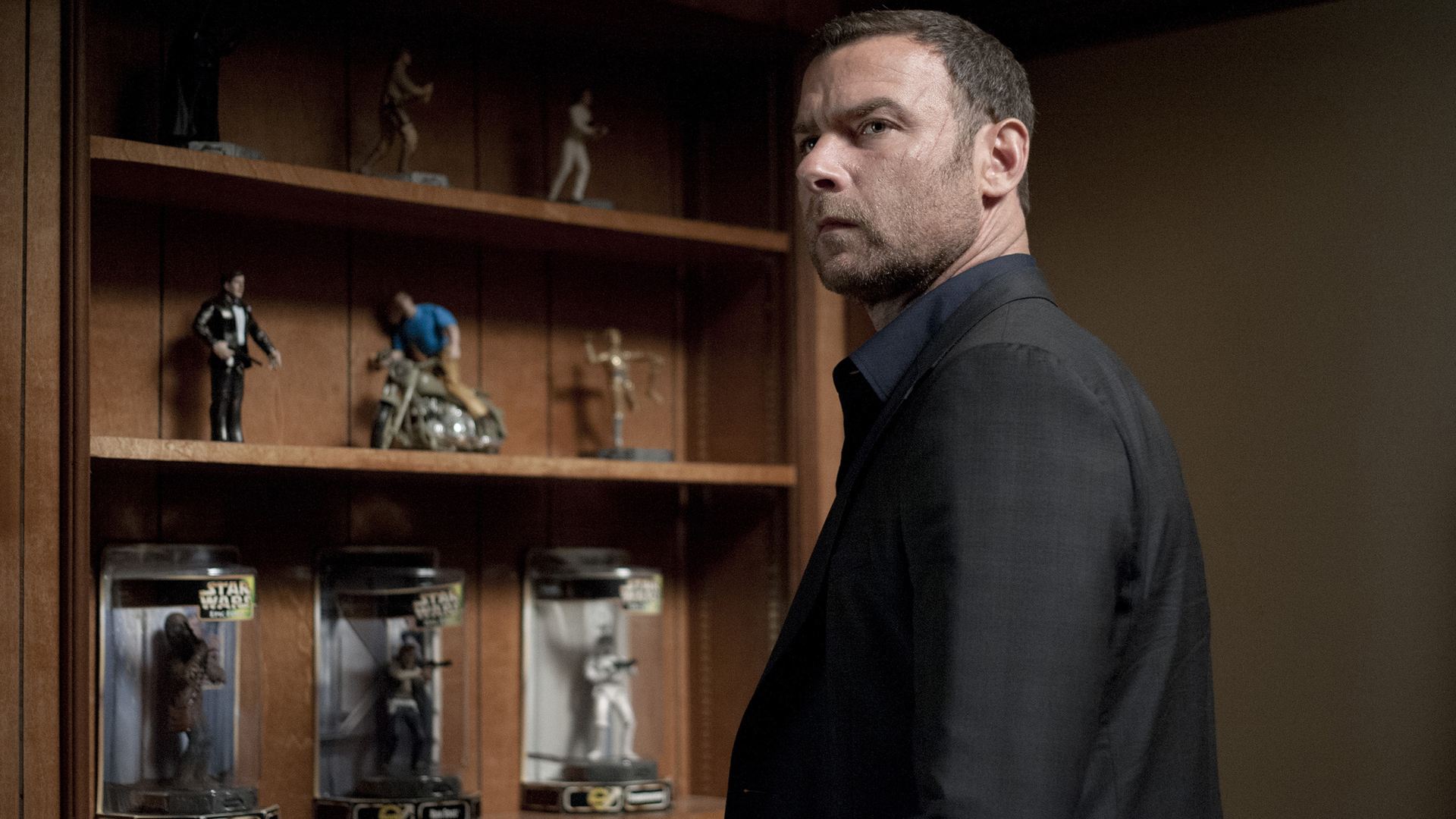 Ve Ray Donovan: Ray Donovan - El Gólem. Disfruta la serie completa en ...
