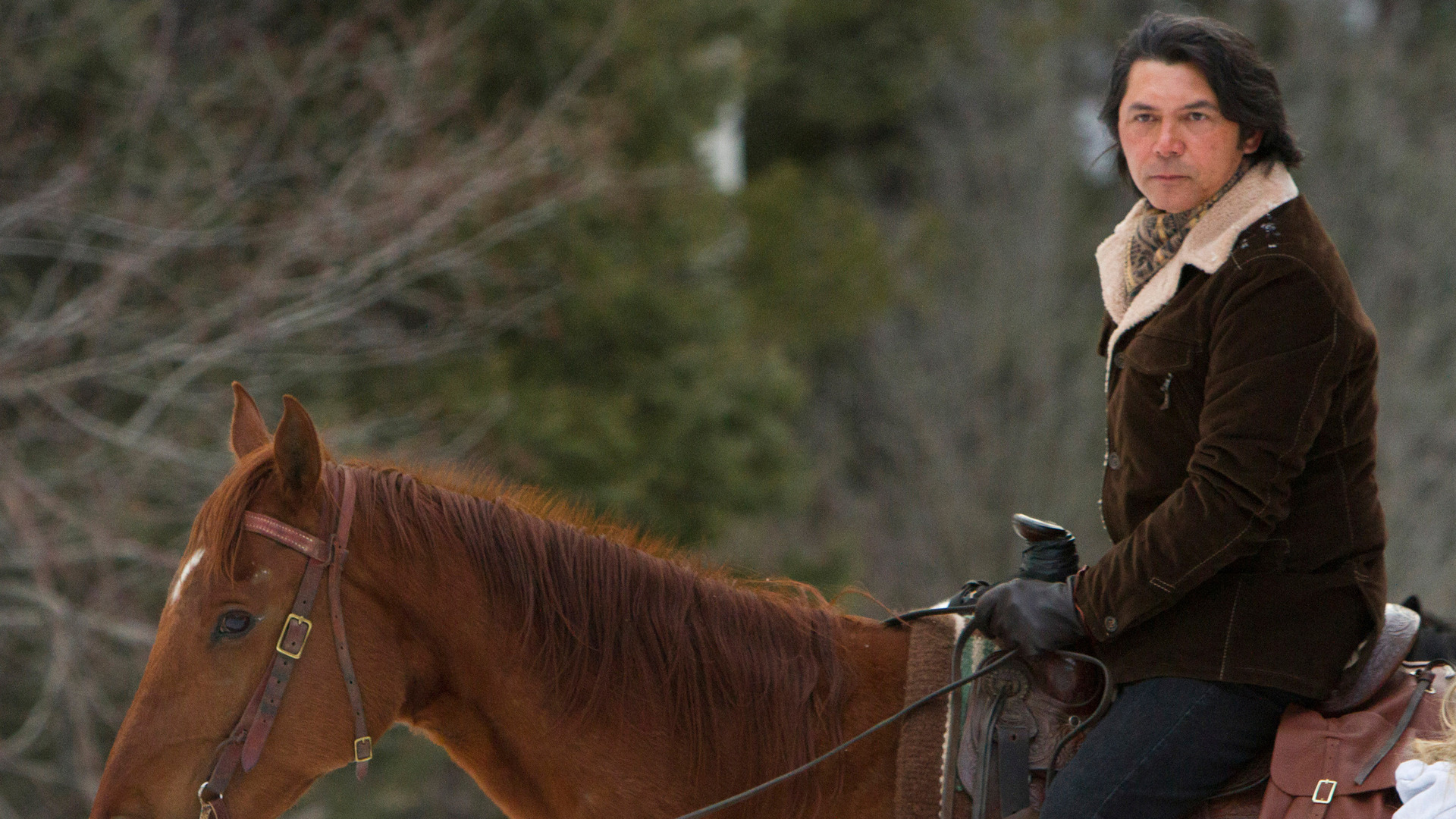 Watch Longmire Season 2 Episode 1: Unquiet Mind - Paramount+