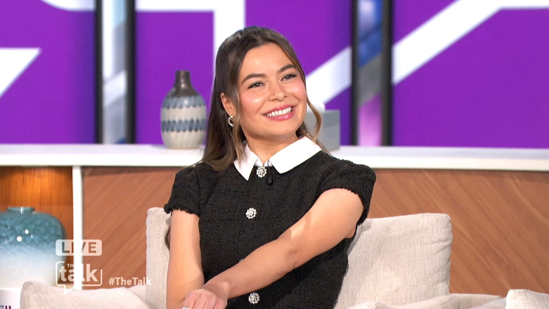 Watch The Talk: Miranda Cosgrove Says She's Looking to Date Someone ...