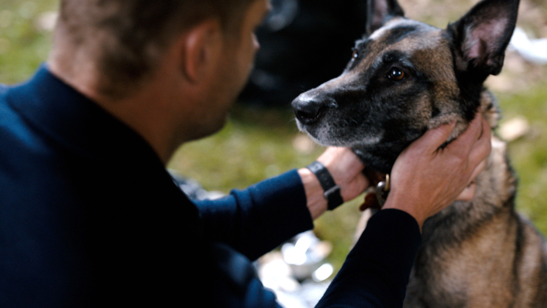 Watch Tracker Season 2 Episode : Tracker - A New Friend - Paramount+